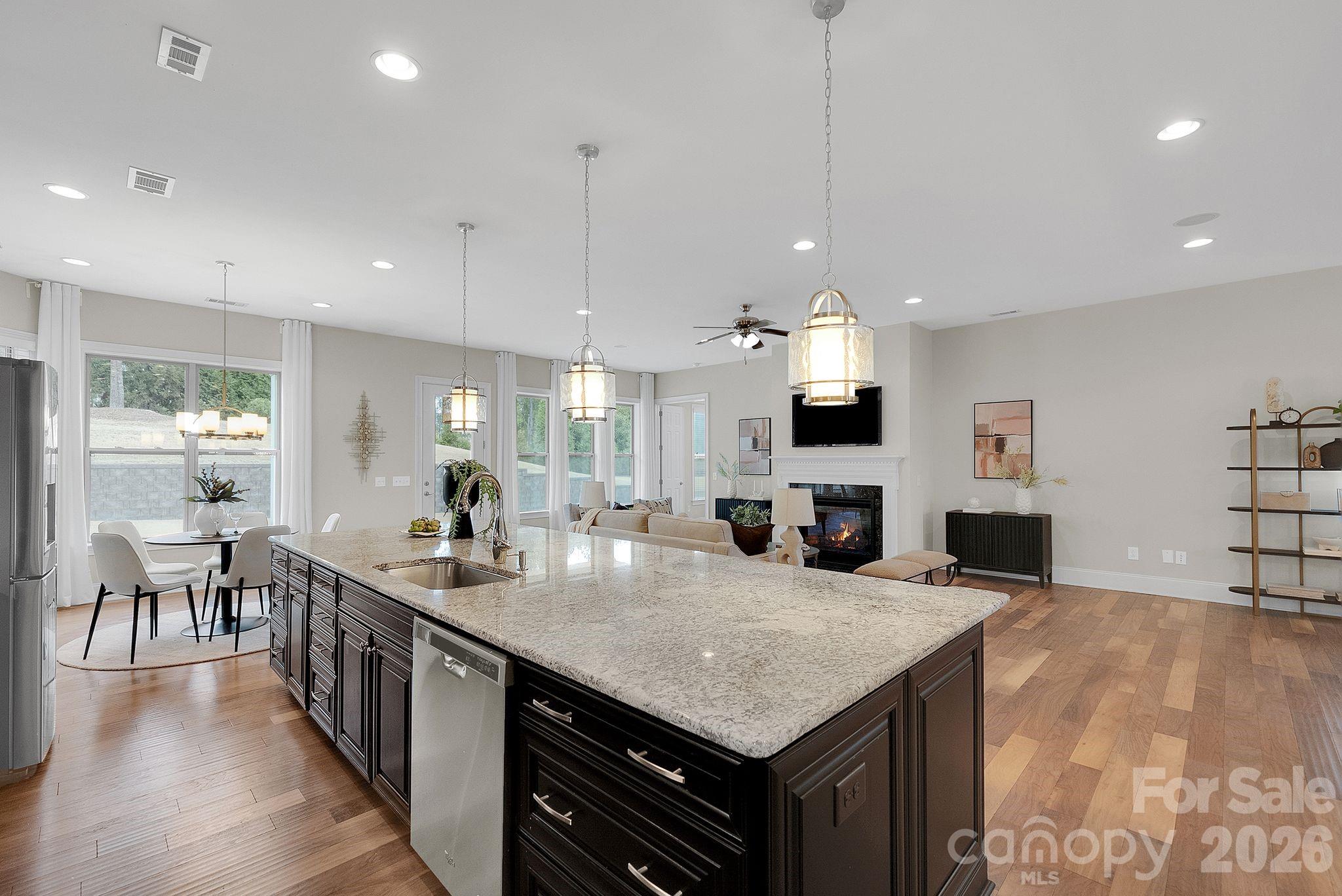Photo 11 of 14920 High Bluff Court, Charlotte, NC