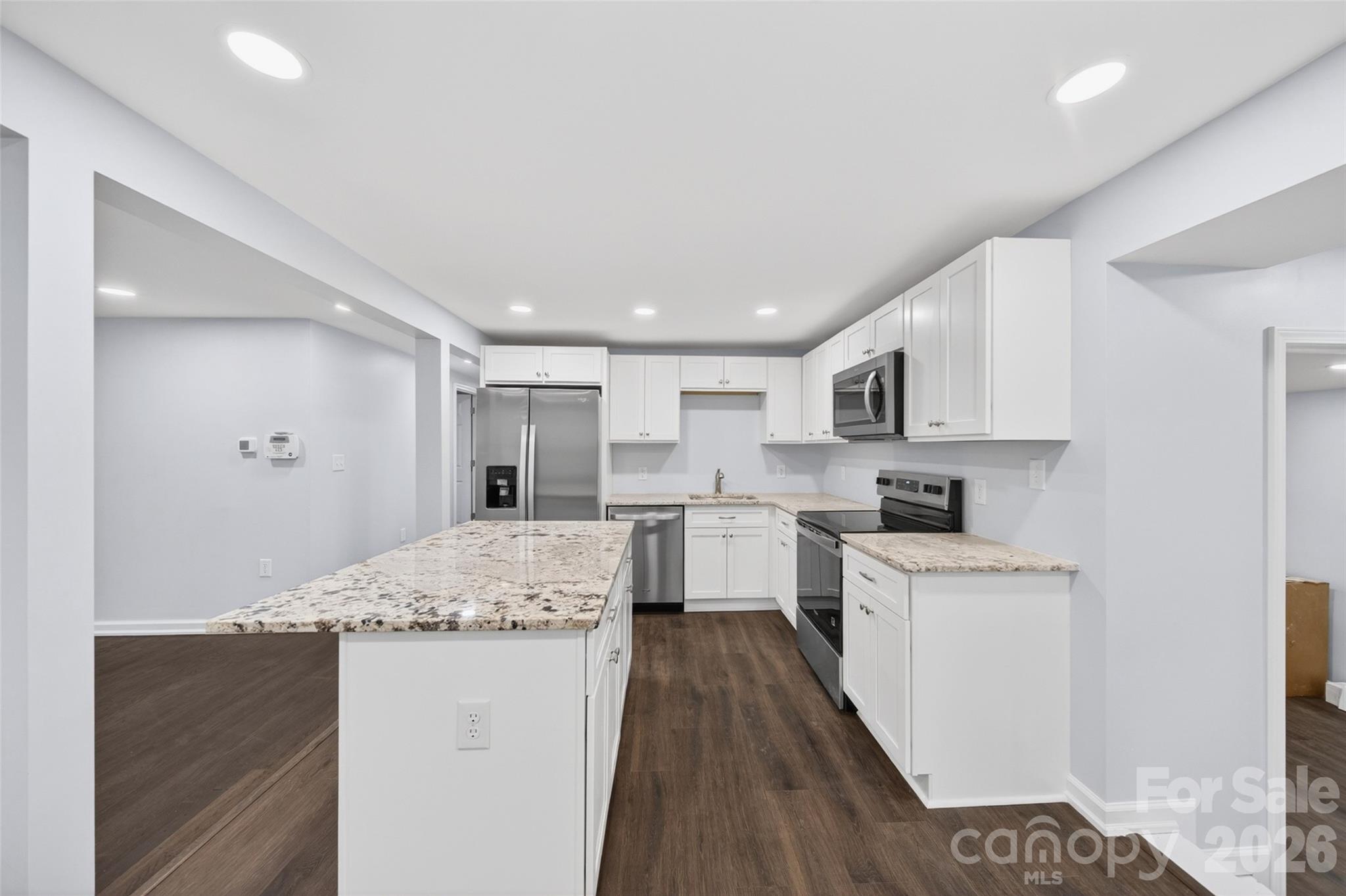 841 Mcarthur Avenue, Charlotte, NC - photo 12 of 41