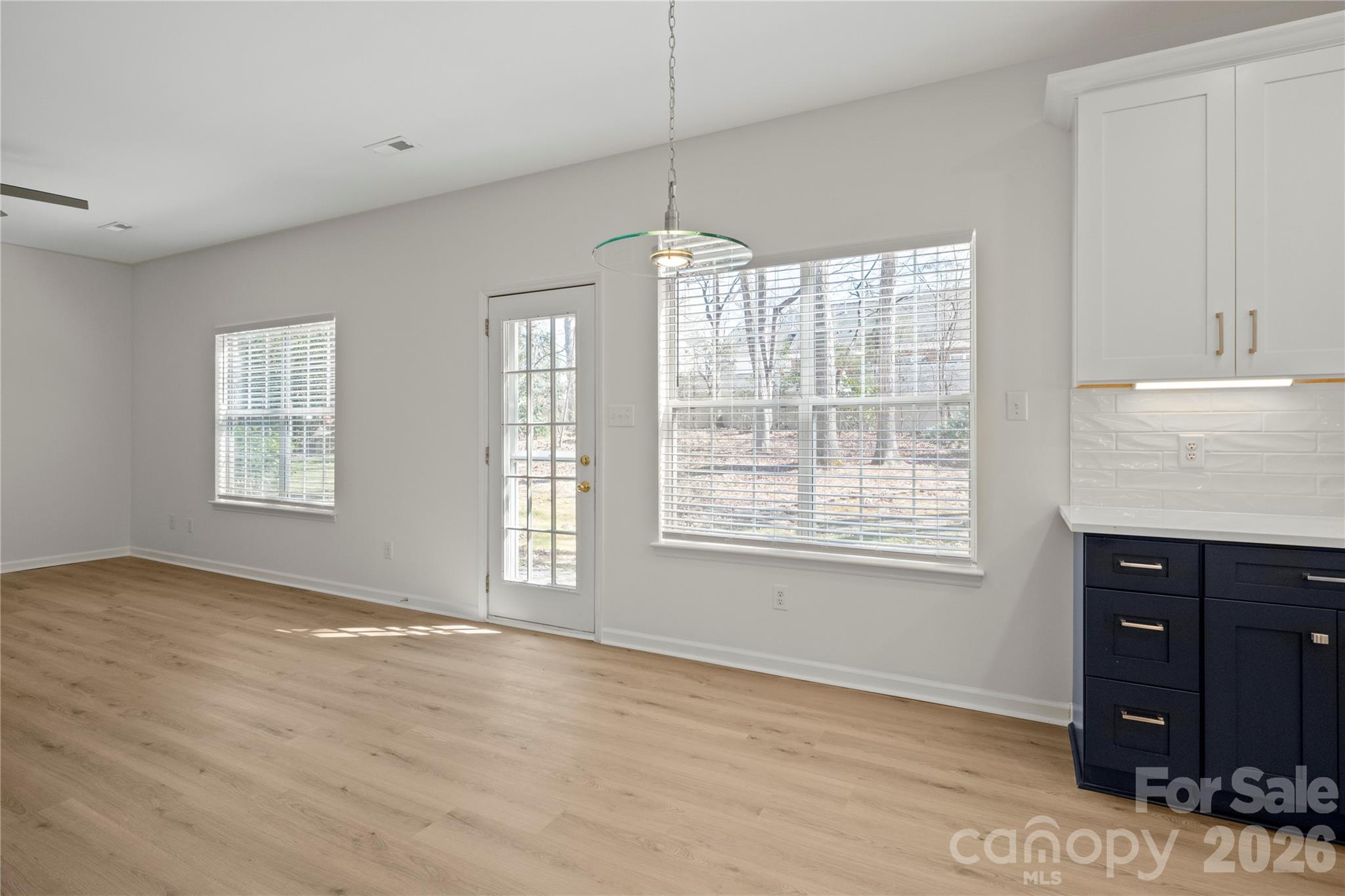 Photo 17 of 6107 Park Hill Road, Charlotte, NC