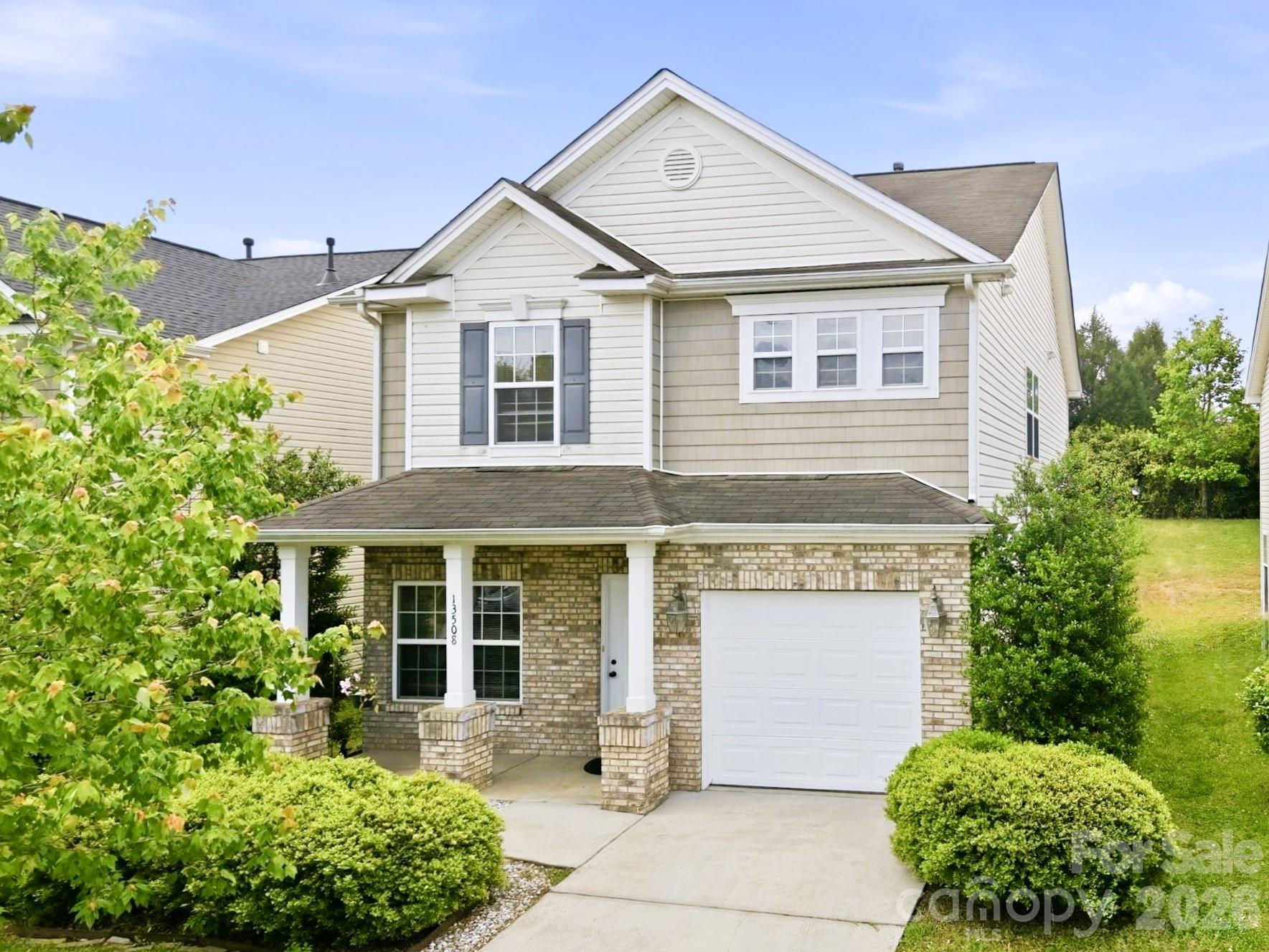 Photo 2 of 13508 Glasgow Green Lane, Charlotte, NC