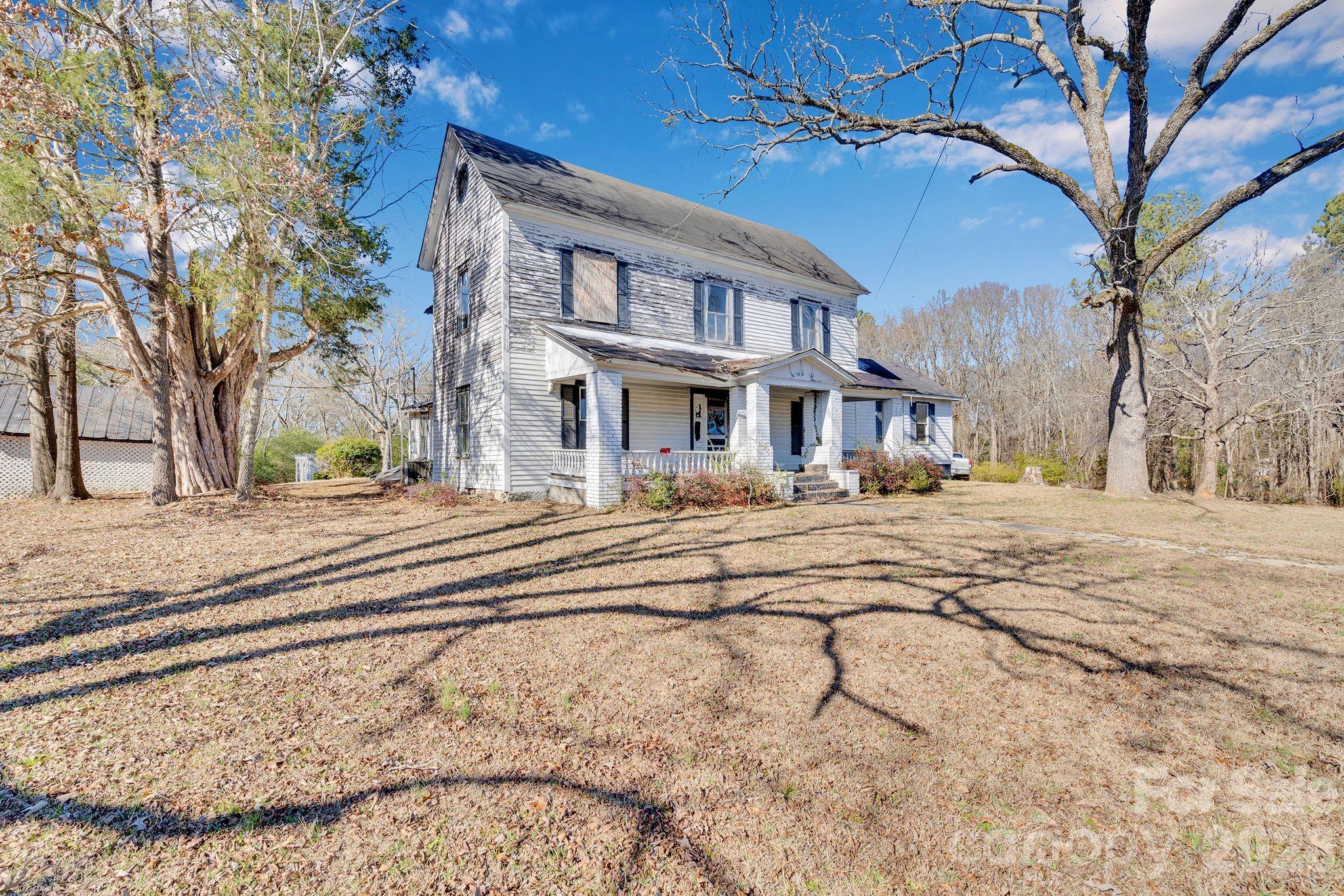4521 Edgeland Road, Edgemoor, SC - photo 2 of 49