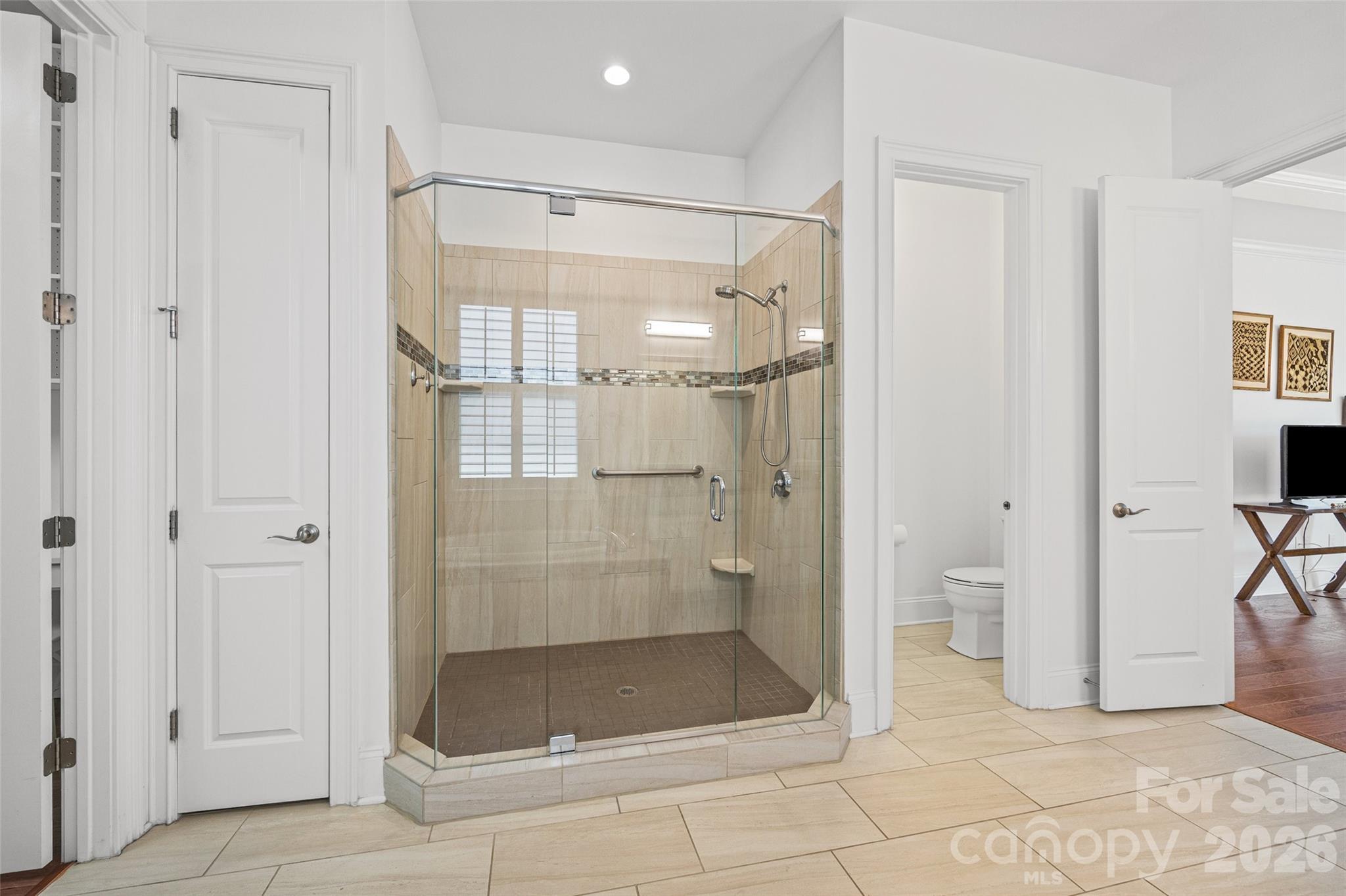Photo 35 of 15927 Vale Ridge Drive, Charlotte, NC