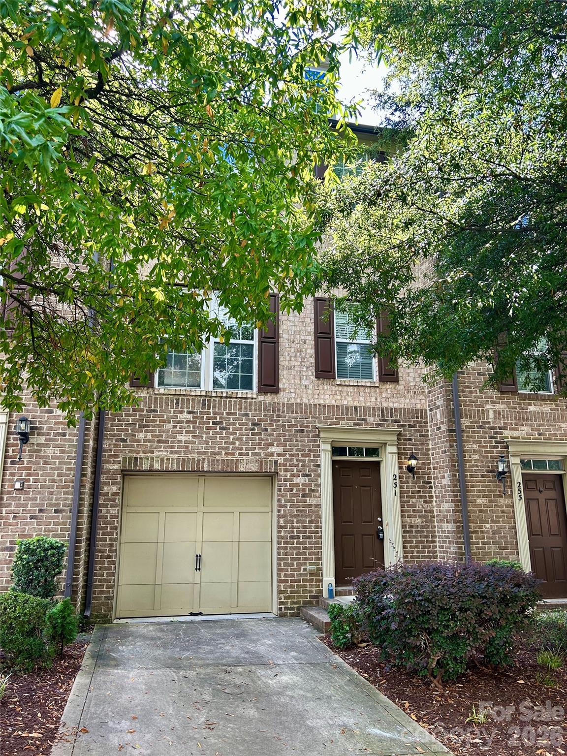251 Lincoln Street, Charlotte, NC - photo 2 of 22