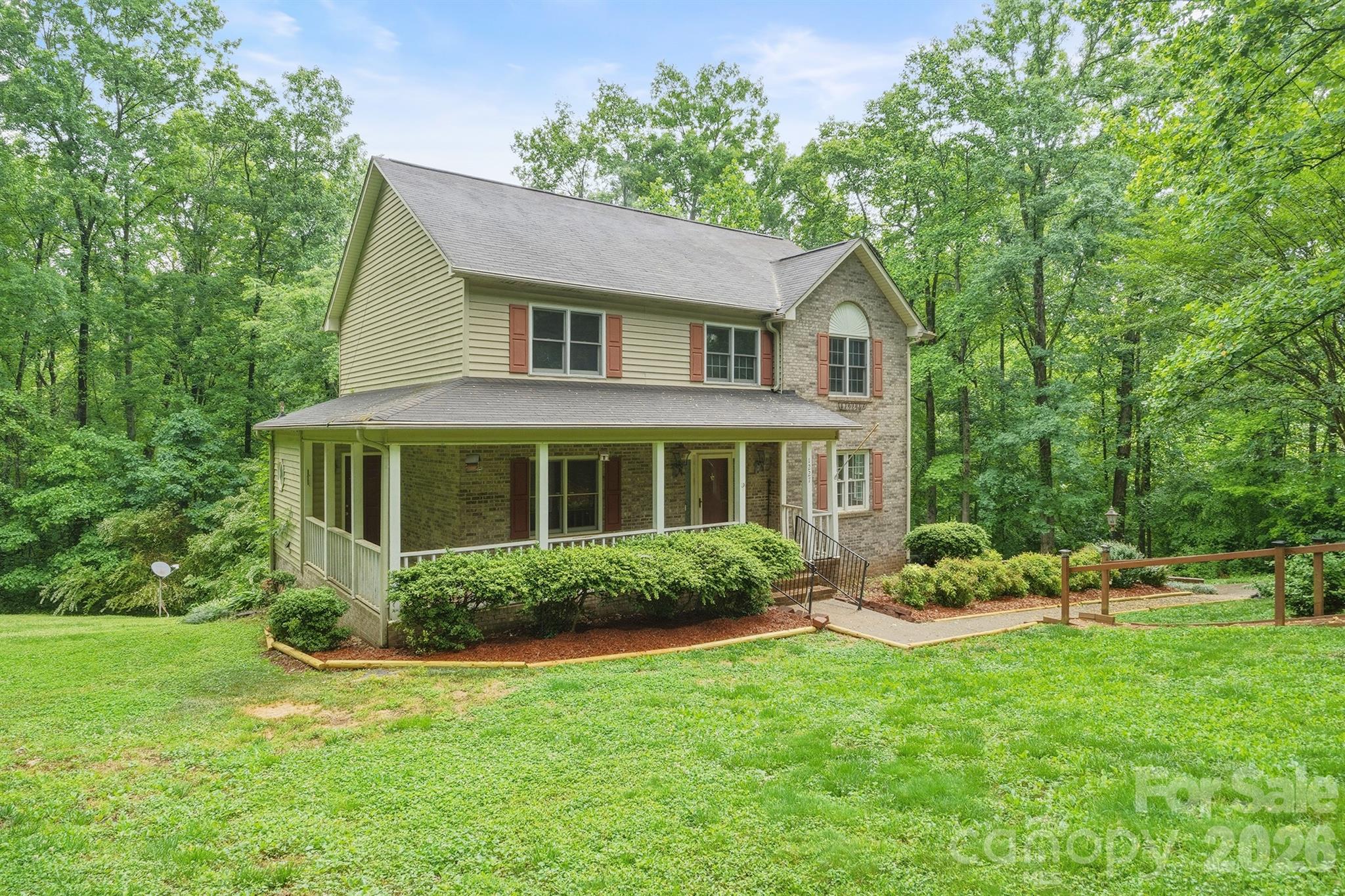 1227 Shirebourn None, Hickory, NC - photo 2 of 48