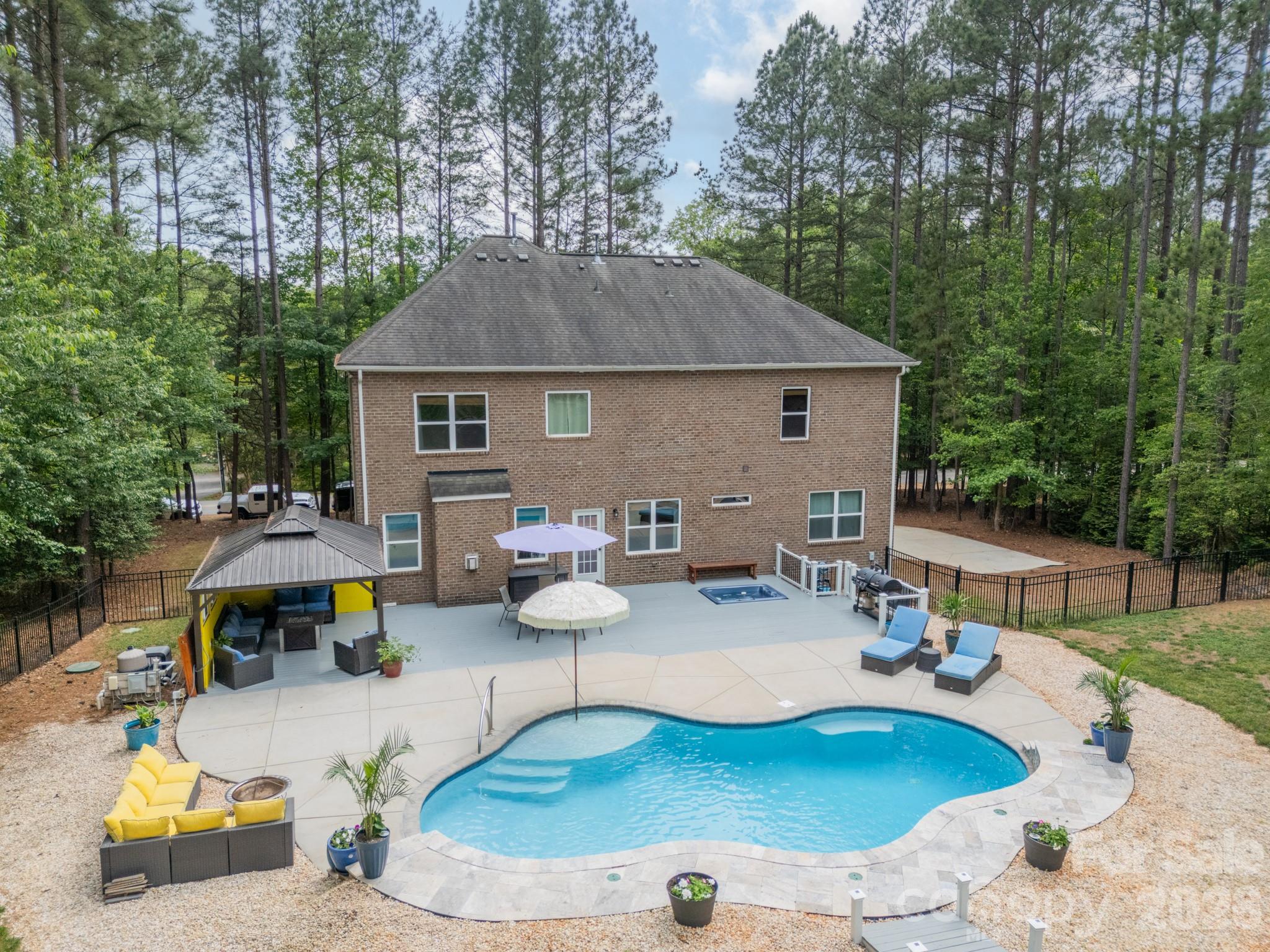Photo 2 of 512 Stillwater Road, Troutman, NC