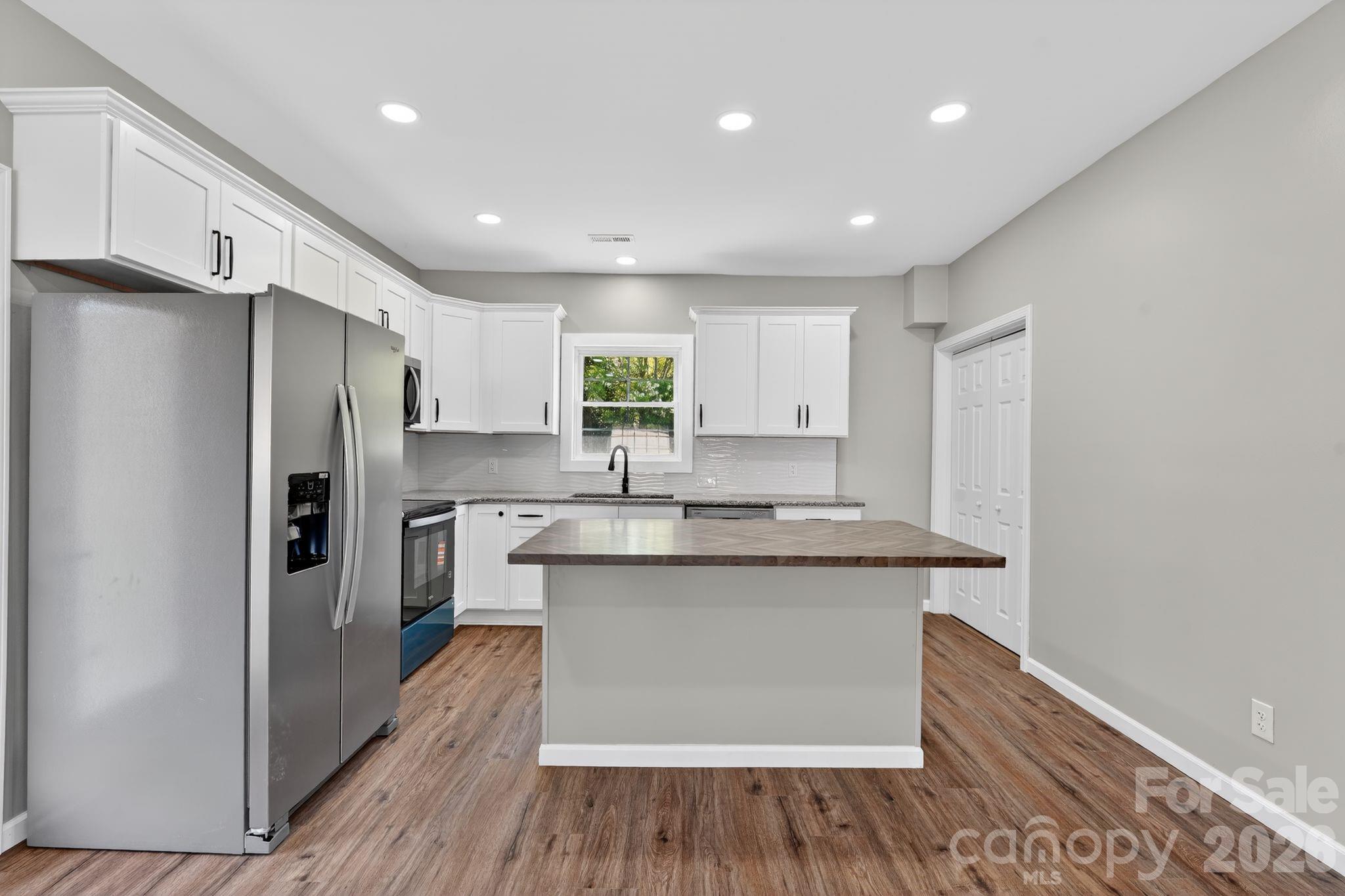 344 Mayflower Avenue, Cramerton, NC - photo 10 of 28