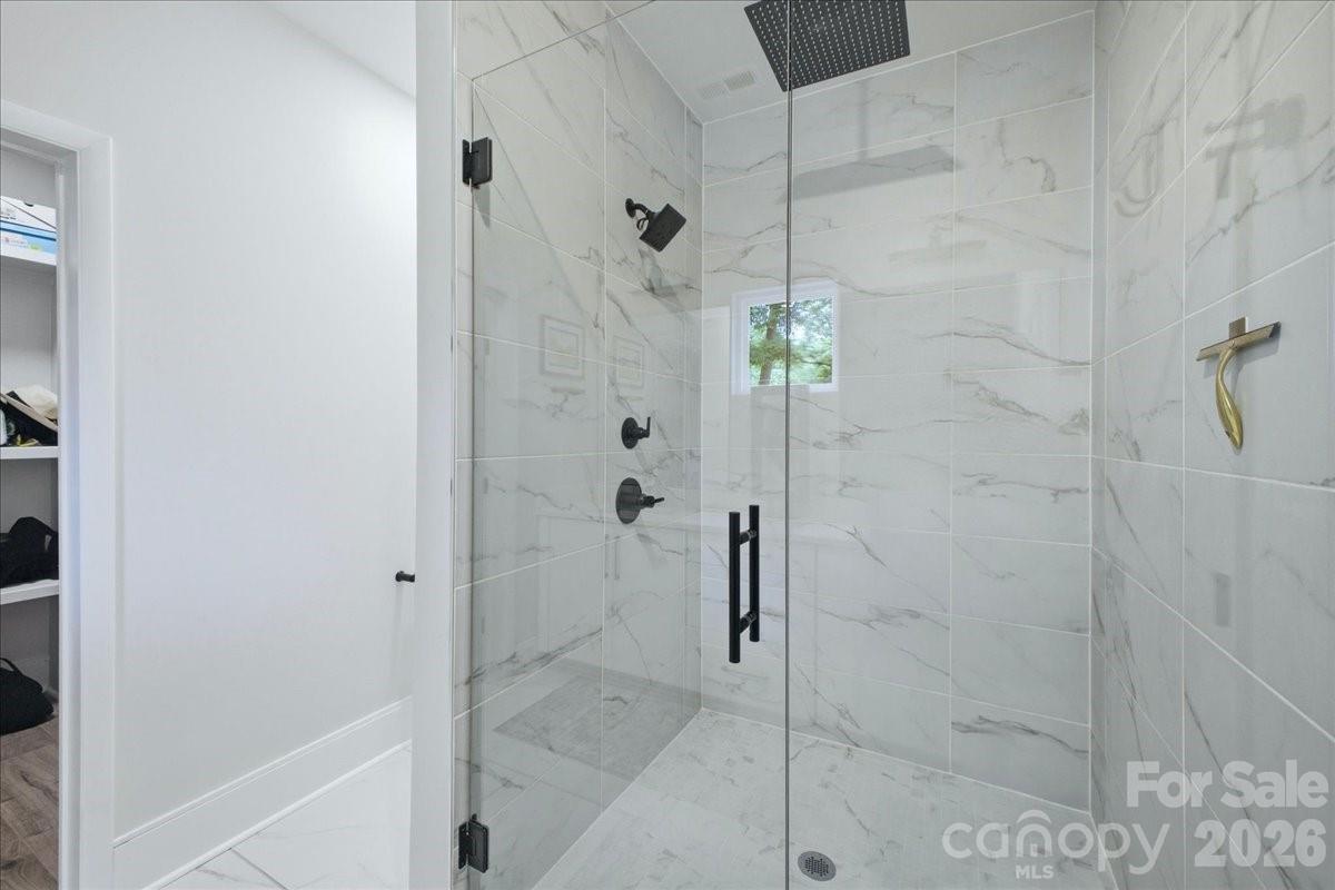 Photo 23 of 3116 Creighton Drive, Charlotte, NC