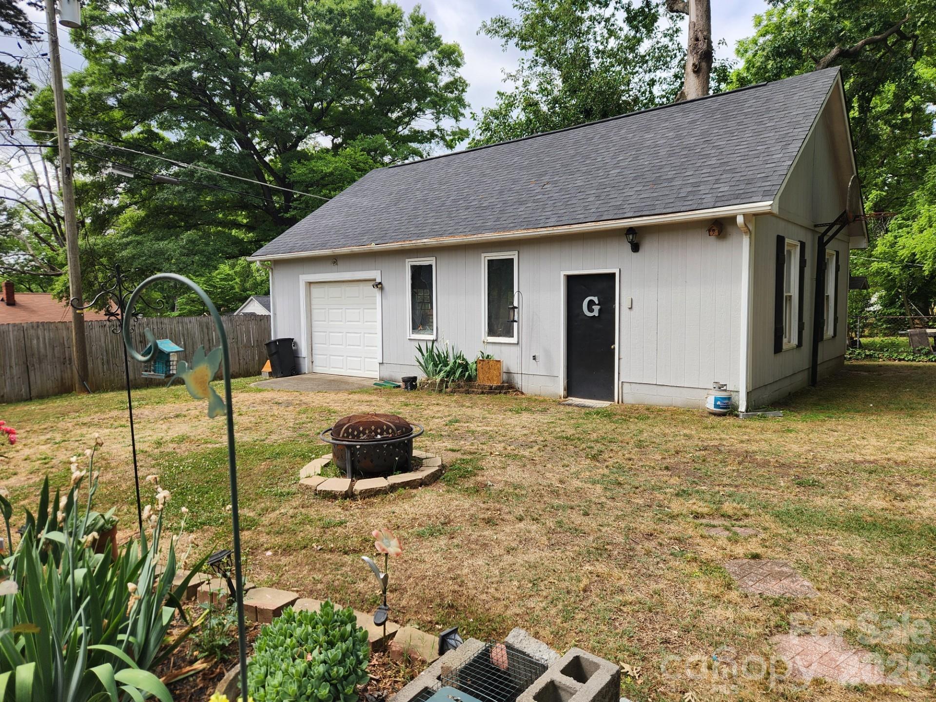 Photo 21 of 3922 Mcmillan Street, Charlotte, NC