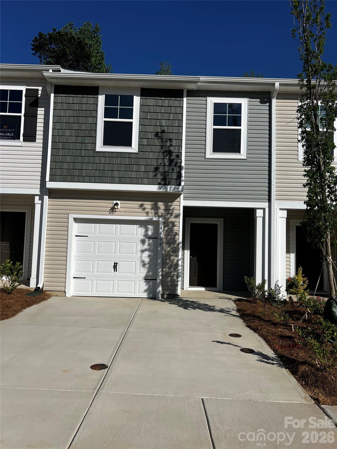 Home for sale at 4608 Green Drake Drive, Charlotte, NC — photo 1 of 12