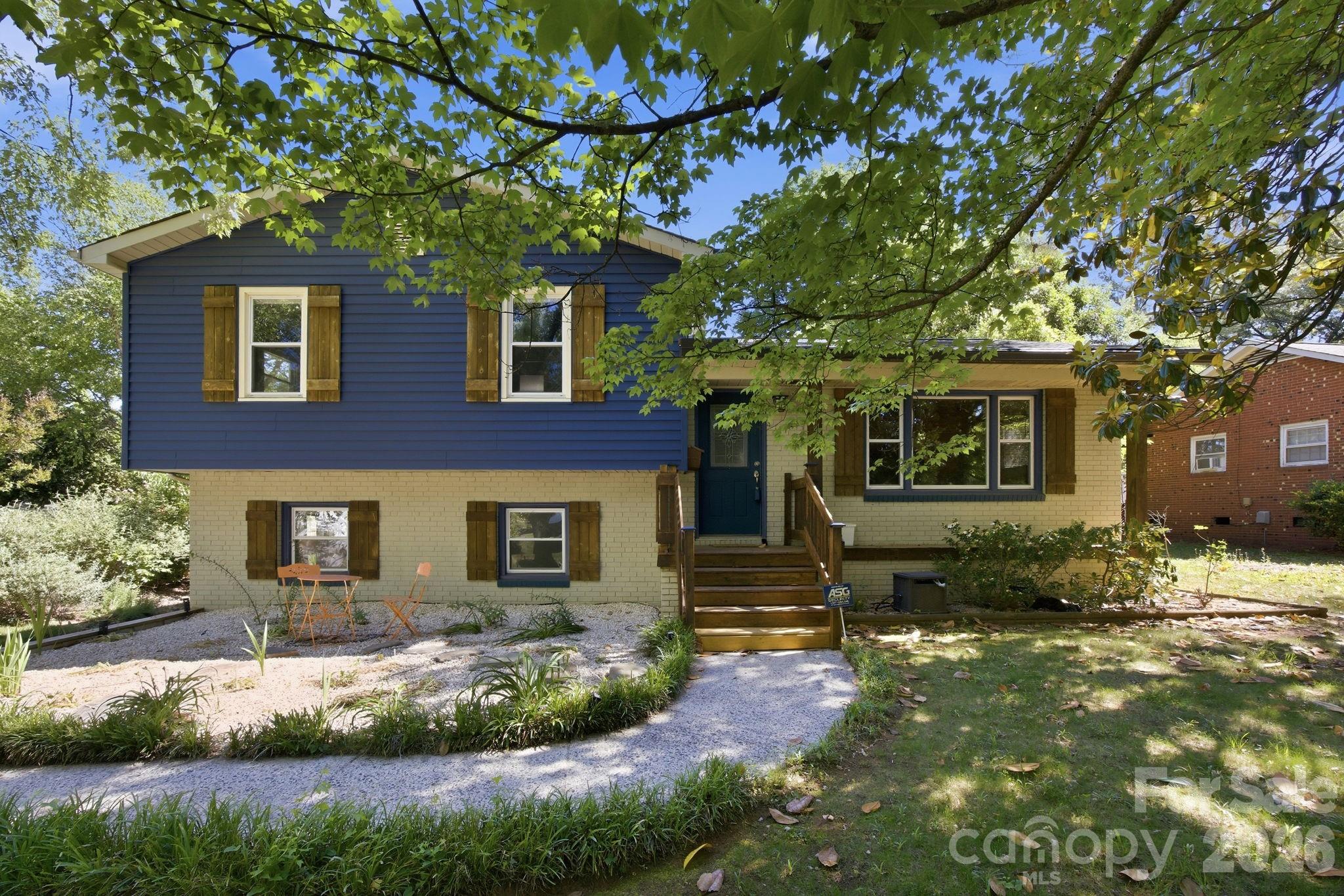 1941 Bentley Place, Charlotte, NC - photo 1 of 36