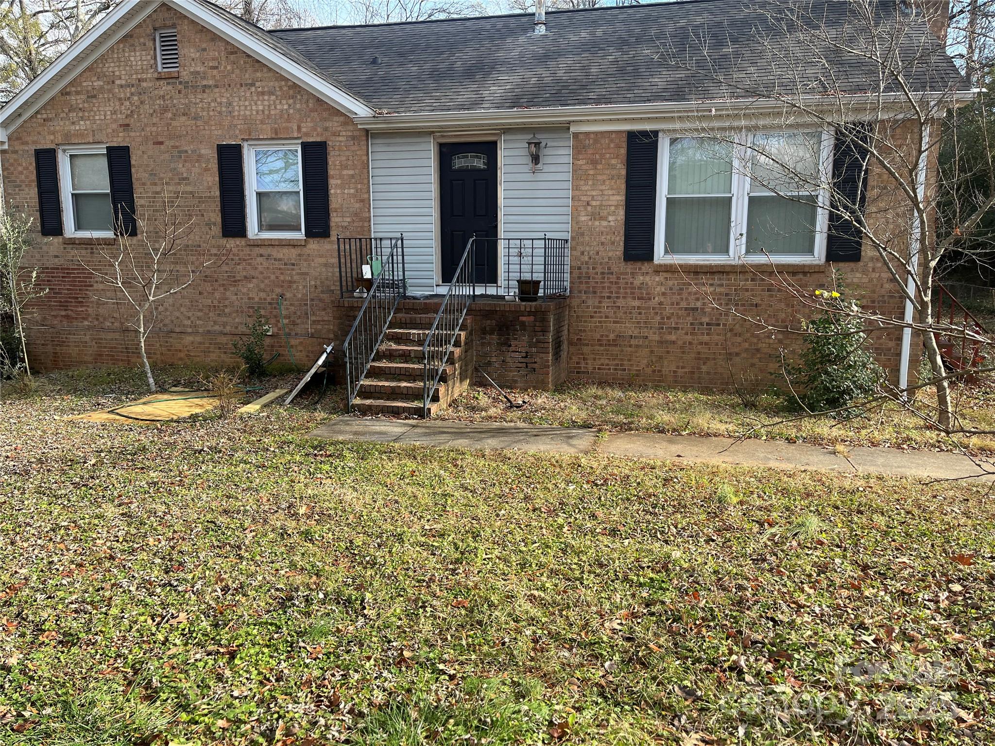 Exterior of 1420 Rama Road, Charlotte, NC