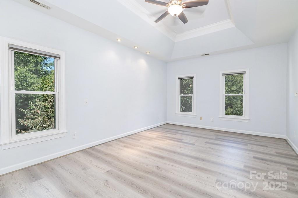 Photo 18 of 5238 Downing Creek Drive, Charlotte, NC