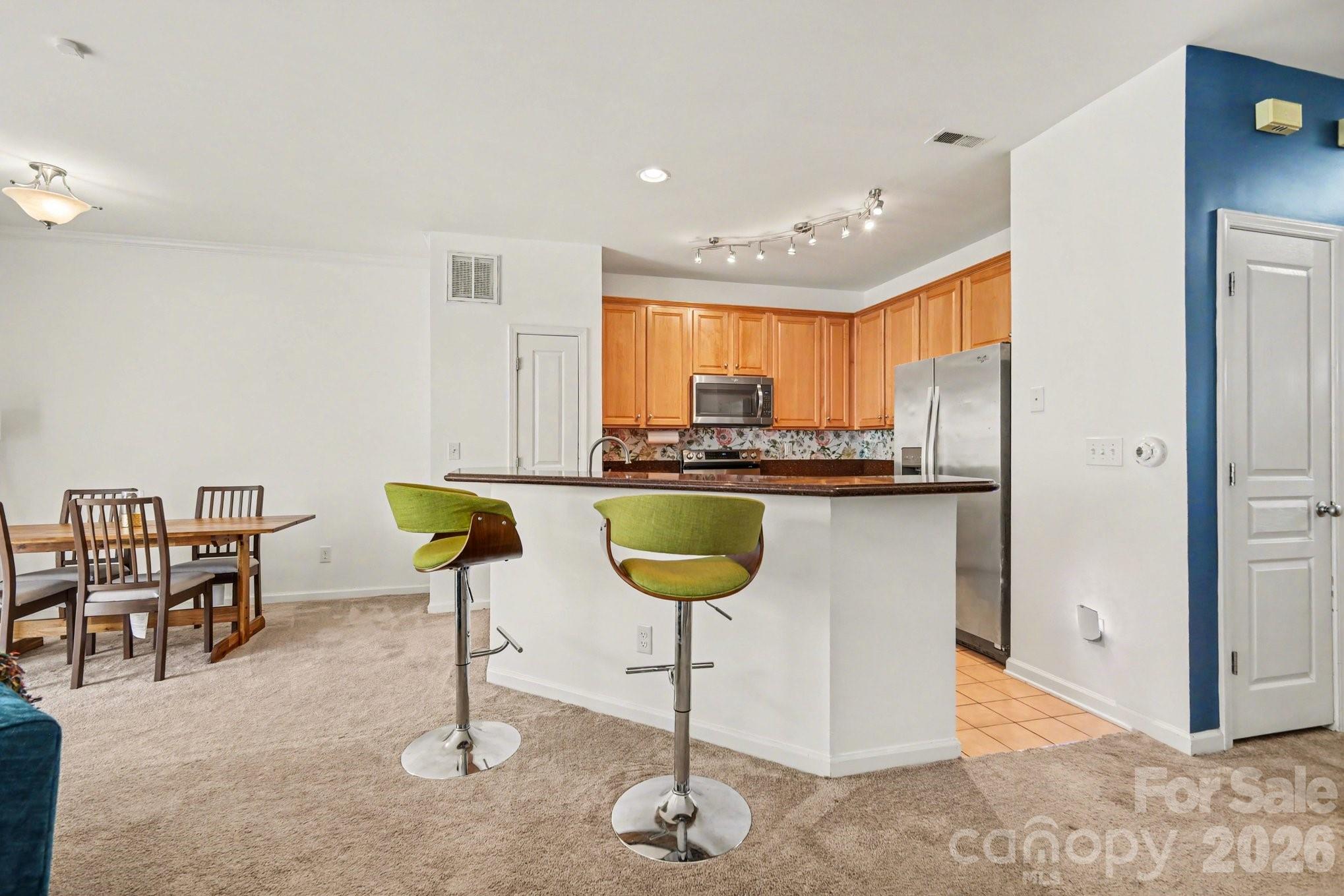 Photo 9 of 8411 Chaceview Court, Charlotte, NC