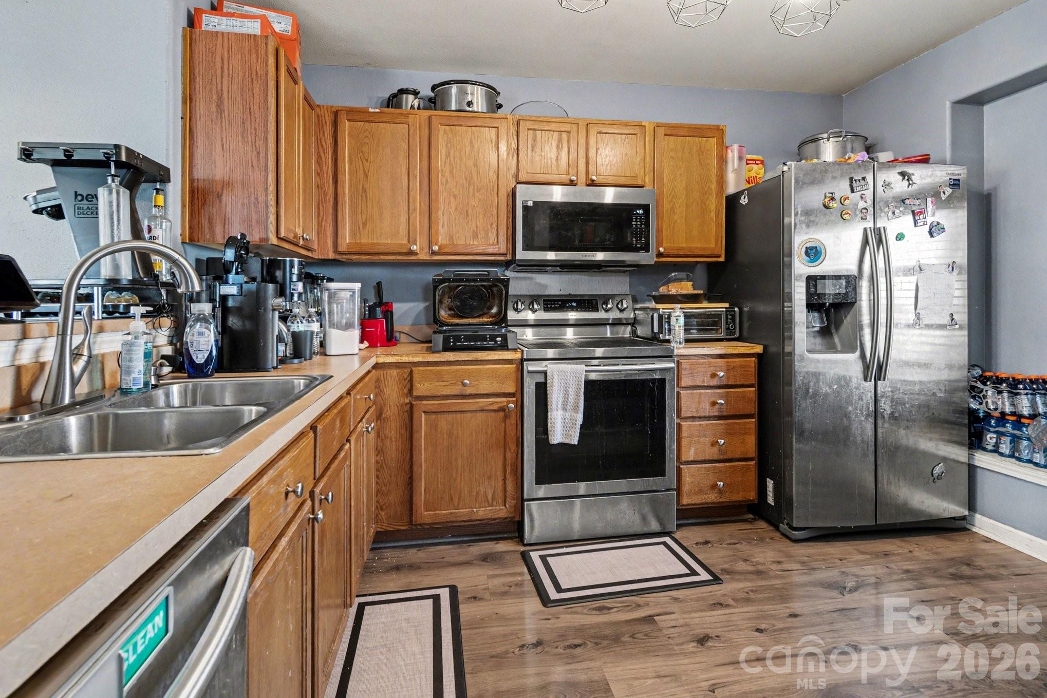 Photo 4 of 1409 Majestic Meadow Drive, Charlotte, NC