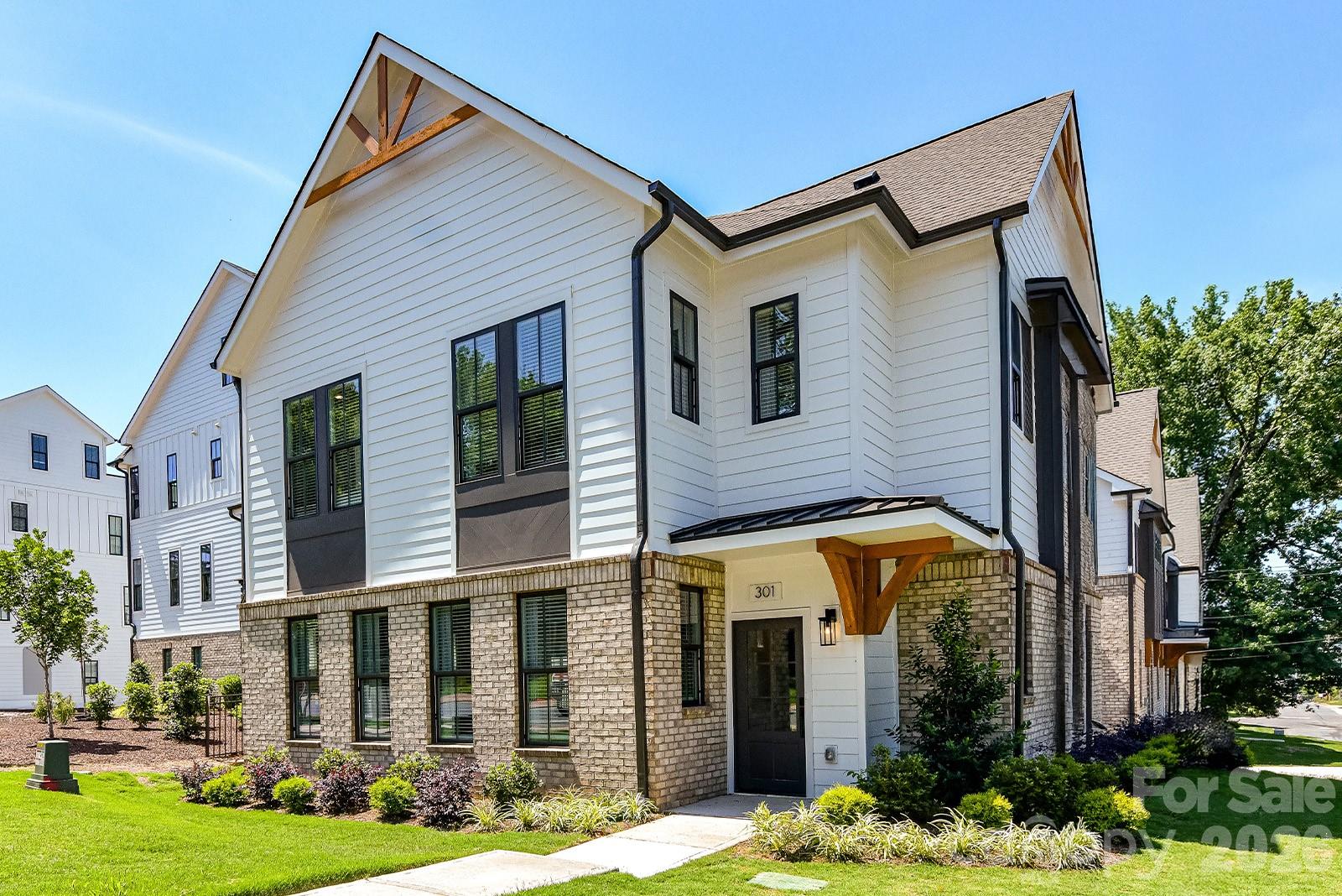 Home for sale at 301 S Gardner Avenue1, Charlotte, NC — photo 1 of 13