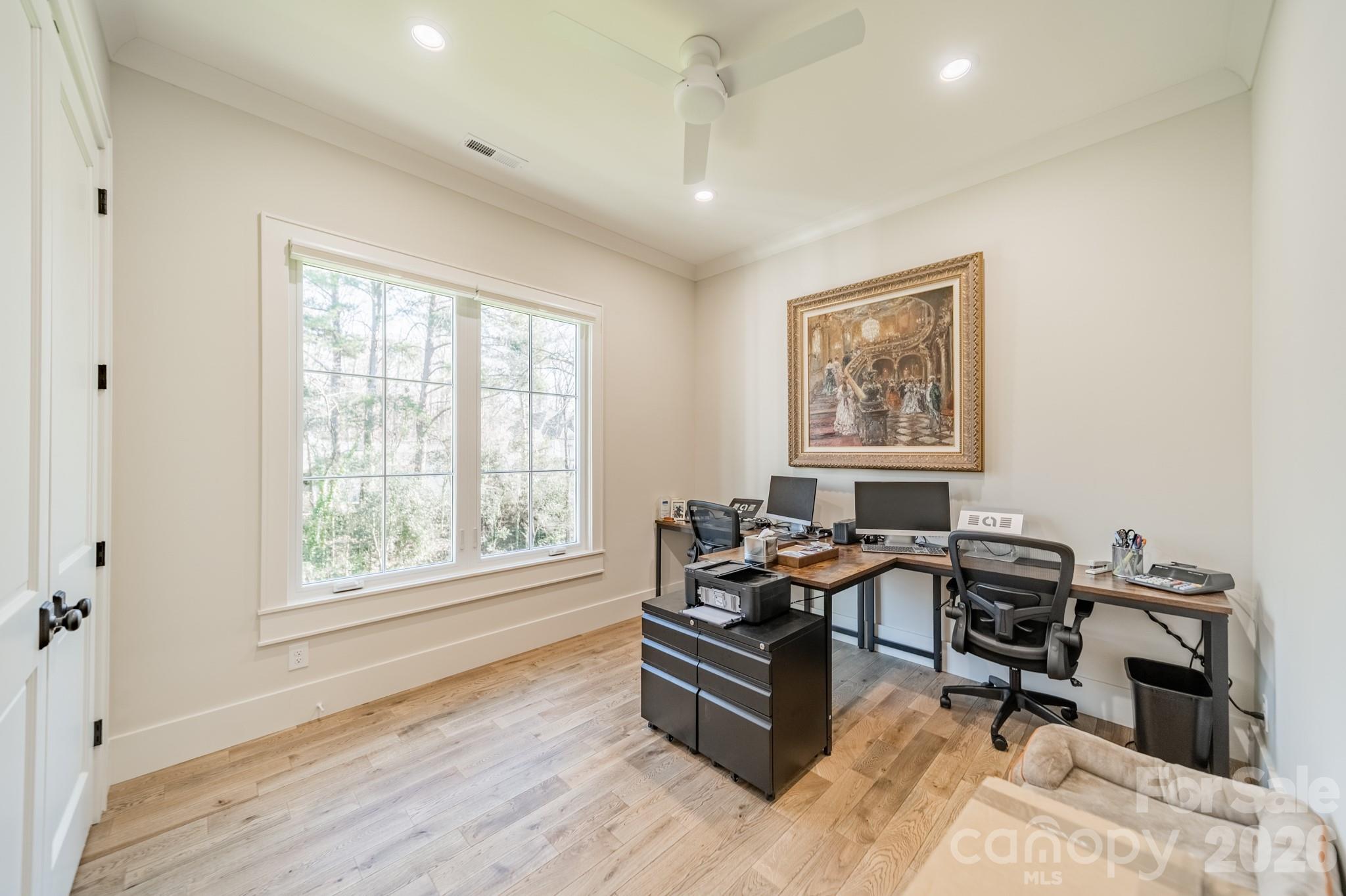 Photo 18 of 3319 Gresham Place, Charlotte, NC
