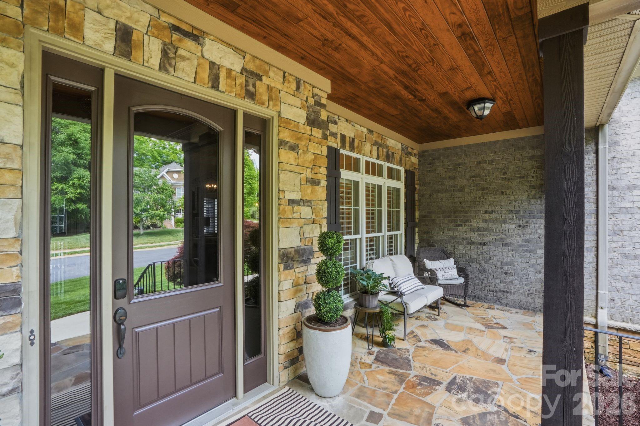 1401 Tara Plantation Boulevard, Wesley Chapel, NC - photo 5 of 48
