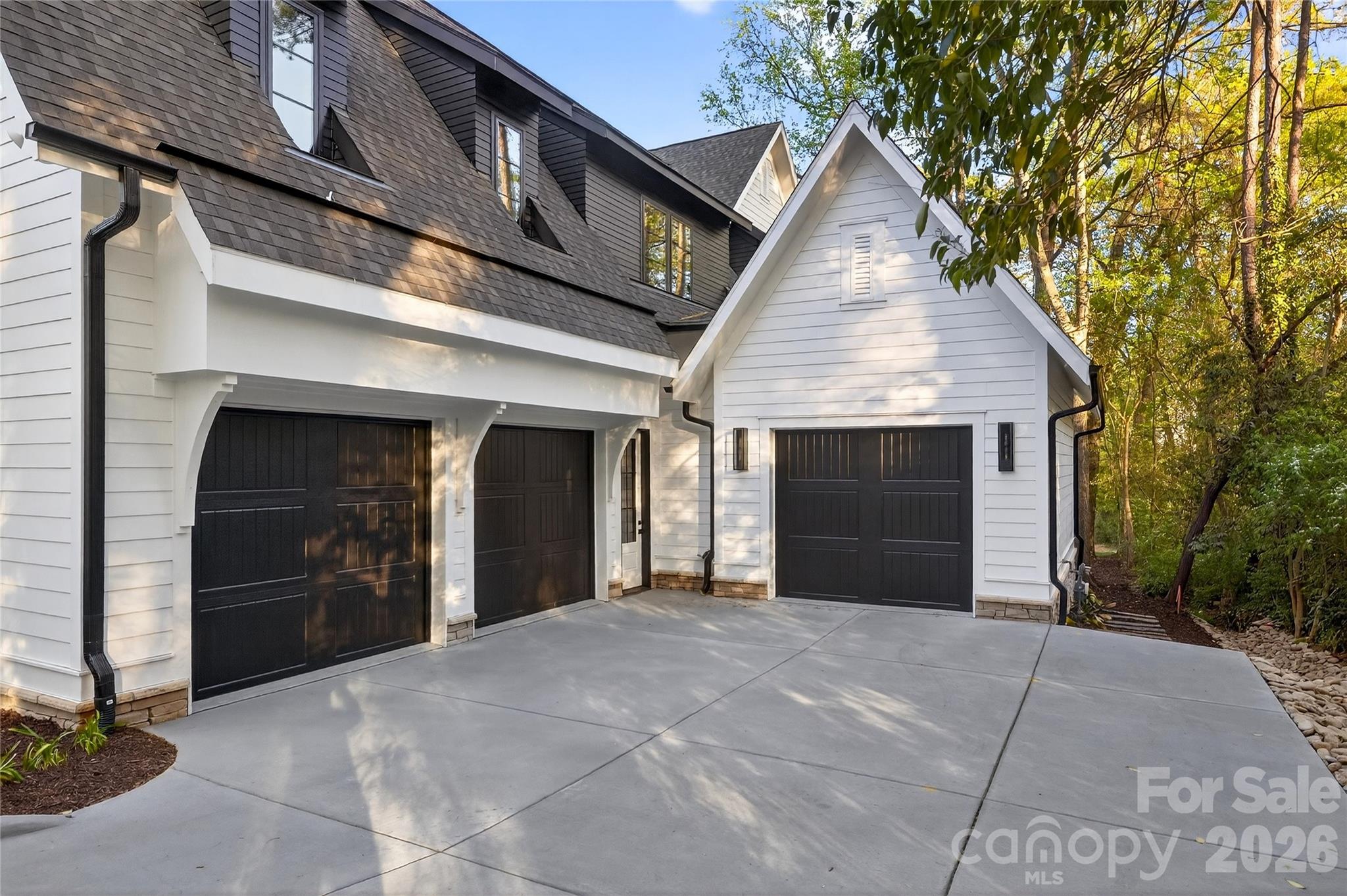 Photo 6 of 1209 Meadowood Lane, Charlotte, NC