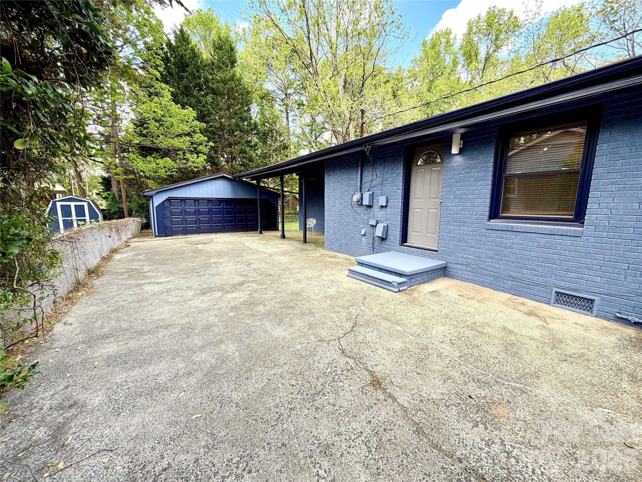 Photo 31 of 1511 Briarfield Drive, Charlotte, NC