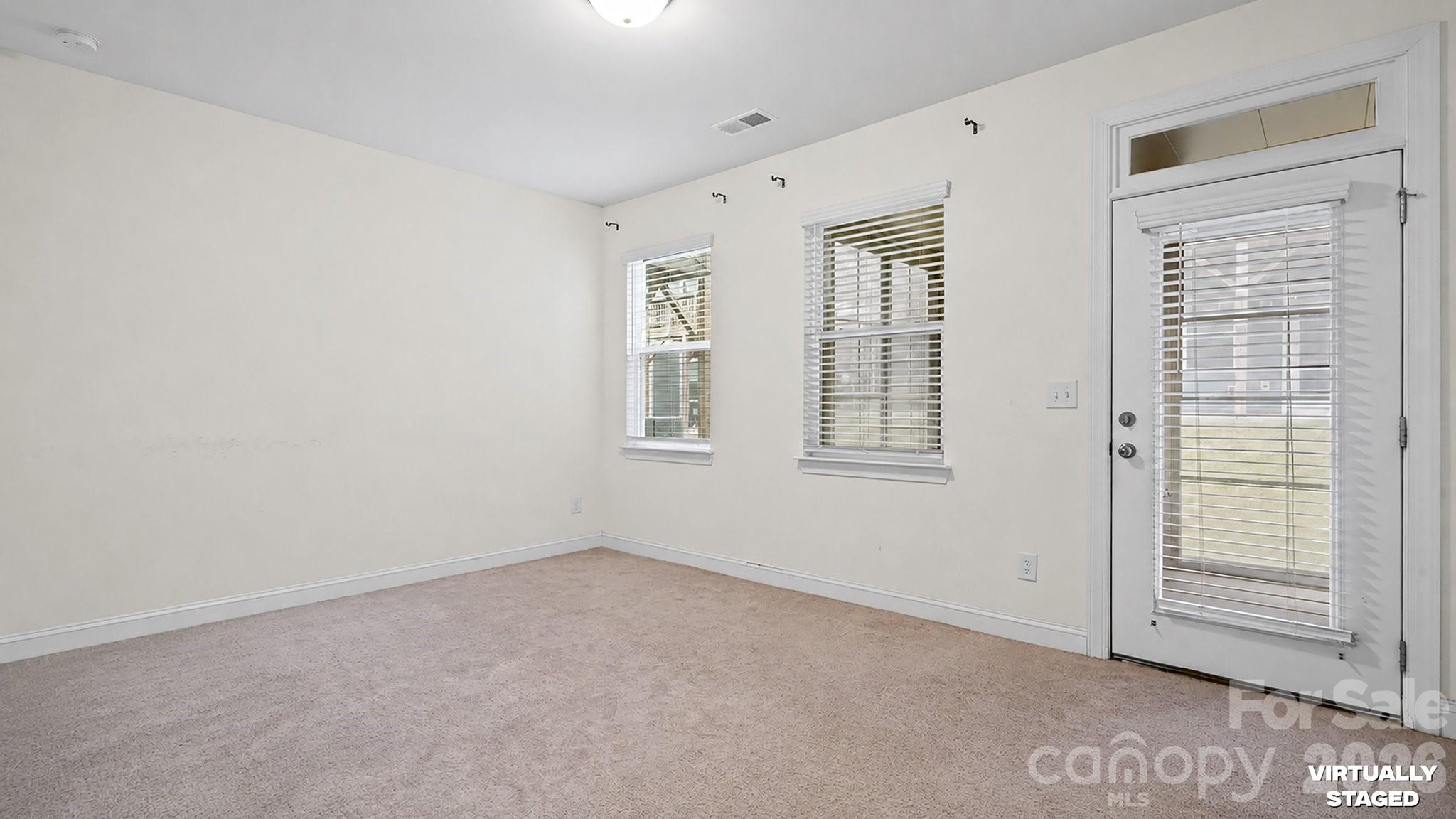 10406 Glenmere Creek Circle, Charlotte, NC - photo 12 of 49