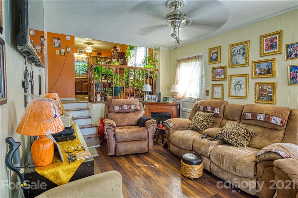 Photo 9 of 6222 Bonnybrook Lane, Charlotte, NC