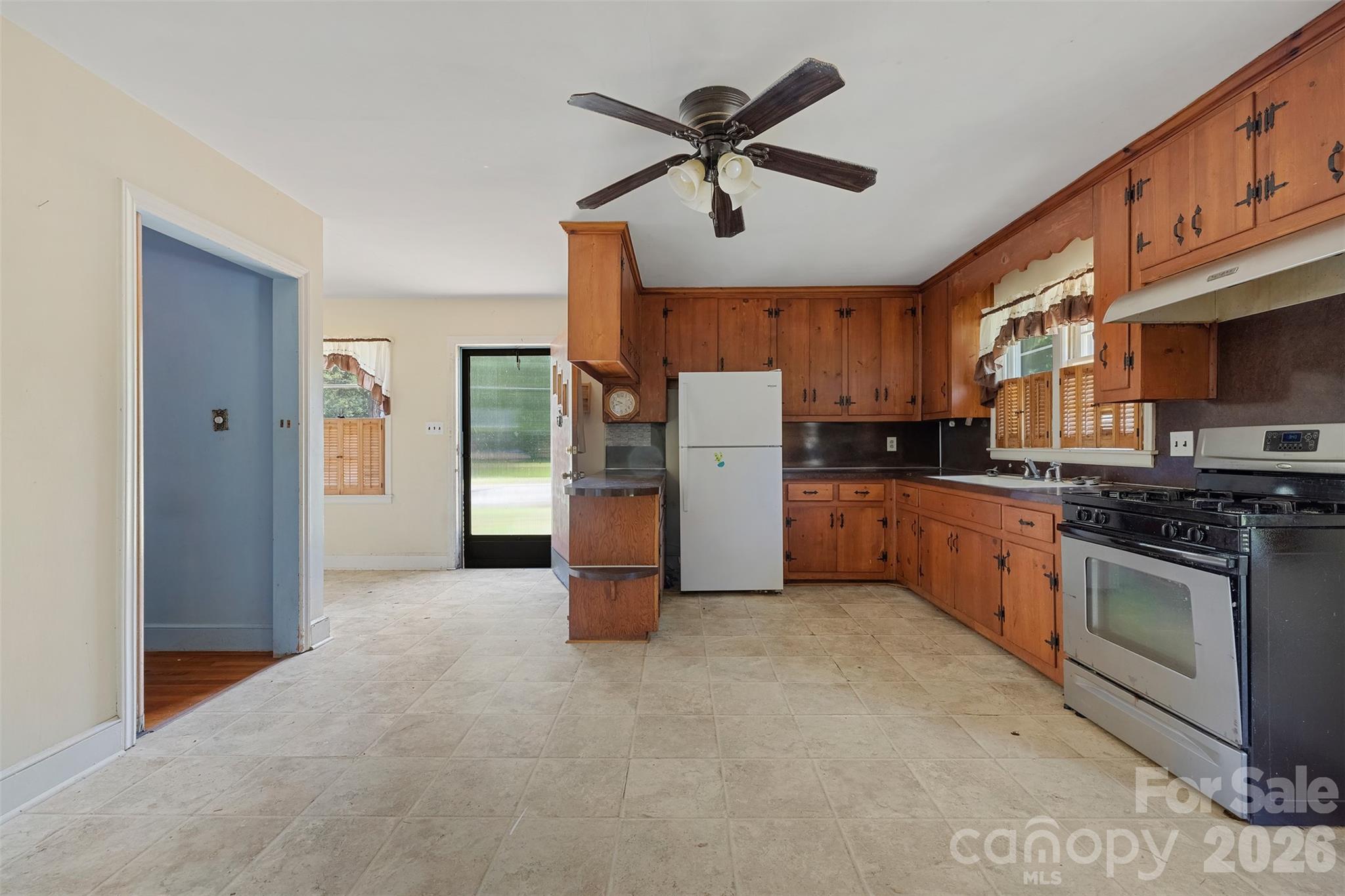Photo 5 of 1151 Evergreen Circle, Rock Hill, SC