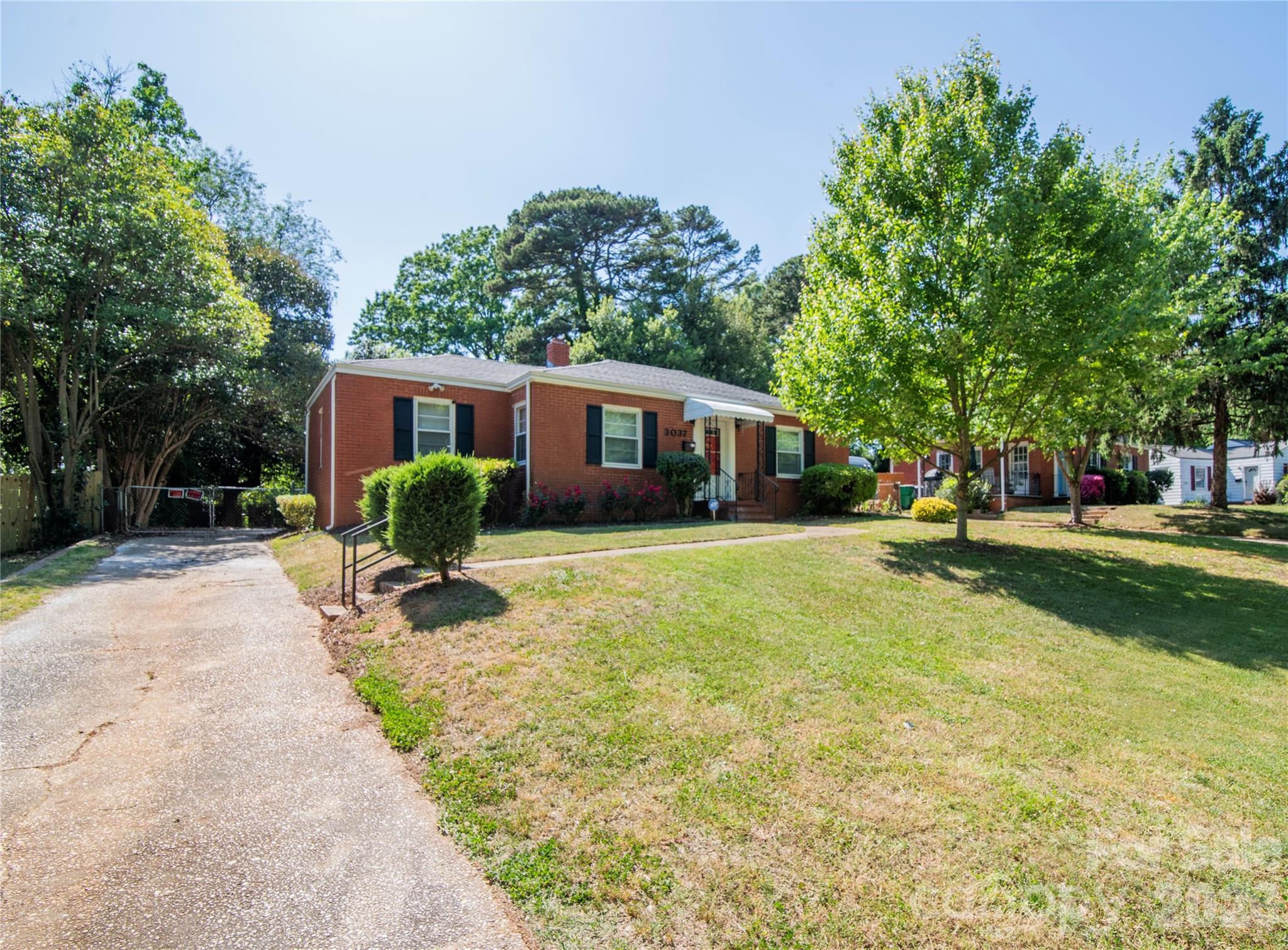 Photo 2 of 3037 Marlowe Avenue, Charlotte, NC