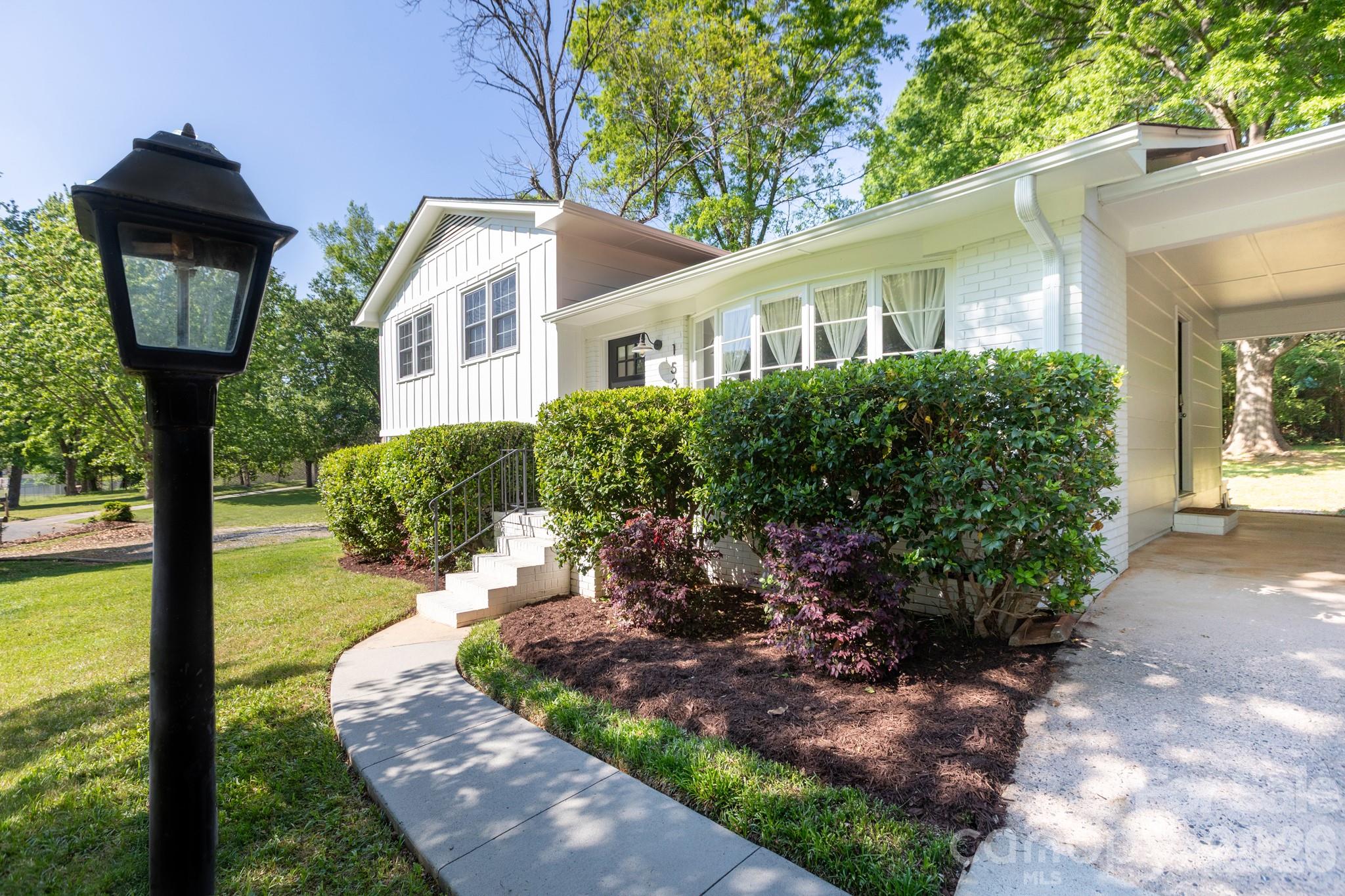 Home for sale at 1530 Barberry Court, Charlotte, NC — photo 1 of 28
