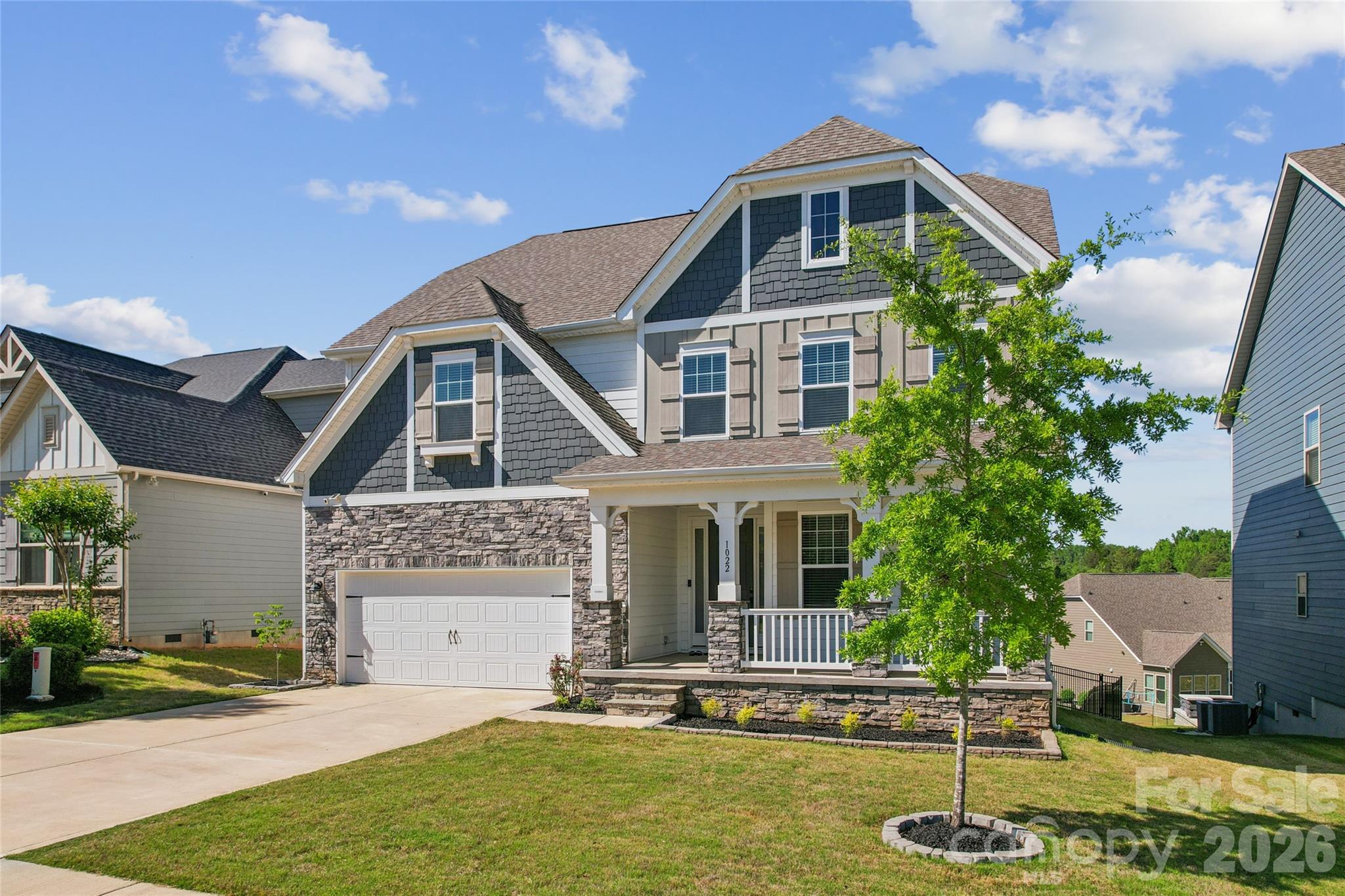 Photo 2 of 1022 Harbor Bay Drive, Fort Mill, SC