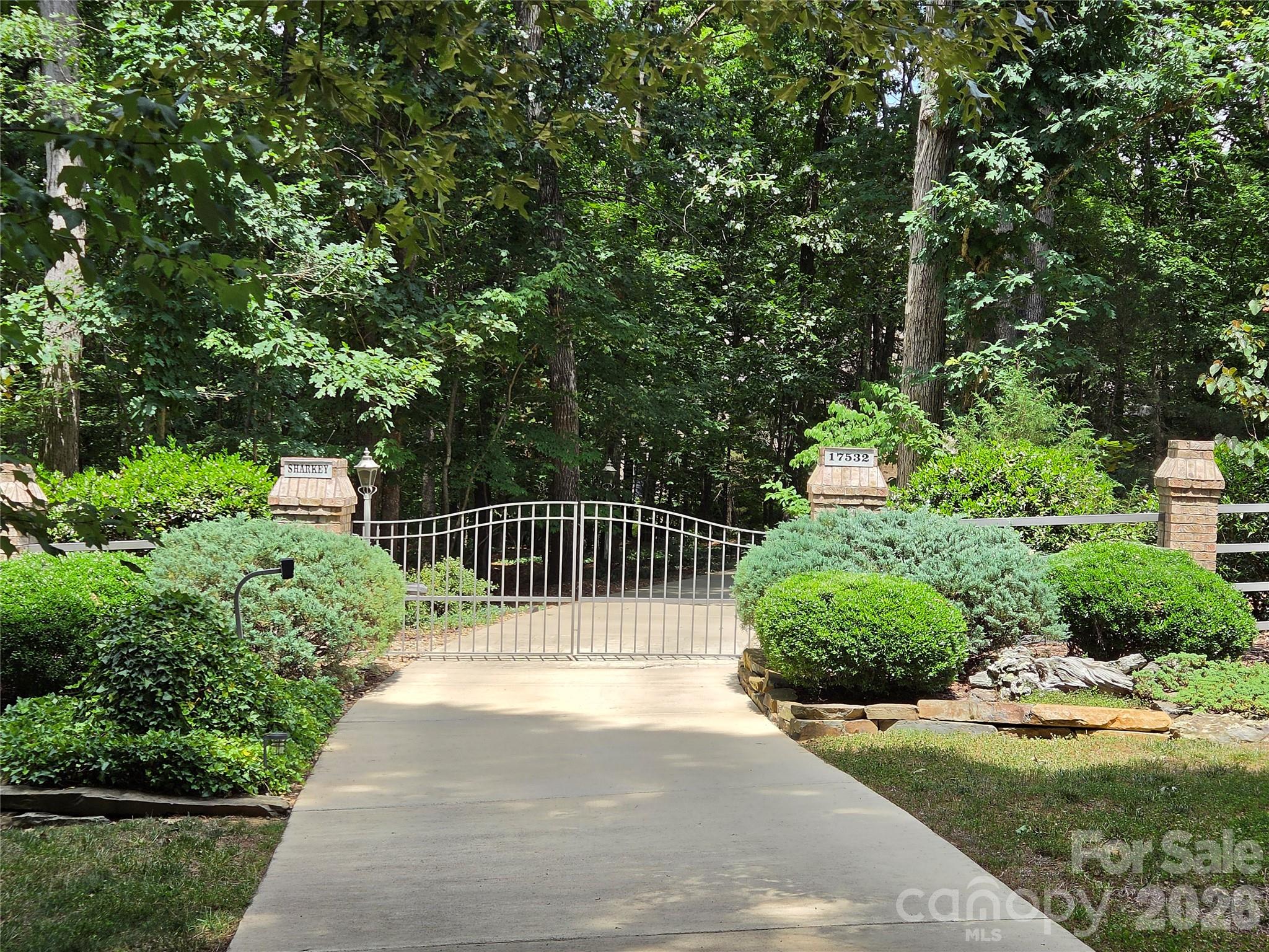 Home for sale at 17532 Efird Road, Albemarle, NC — photo 3 of 48