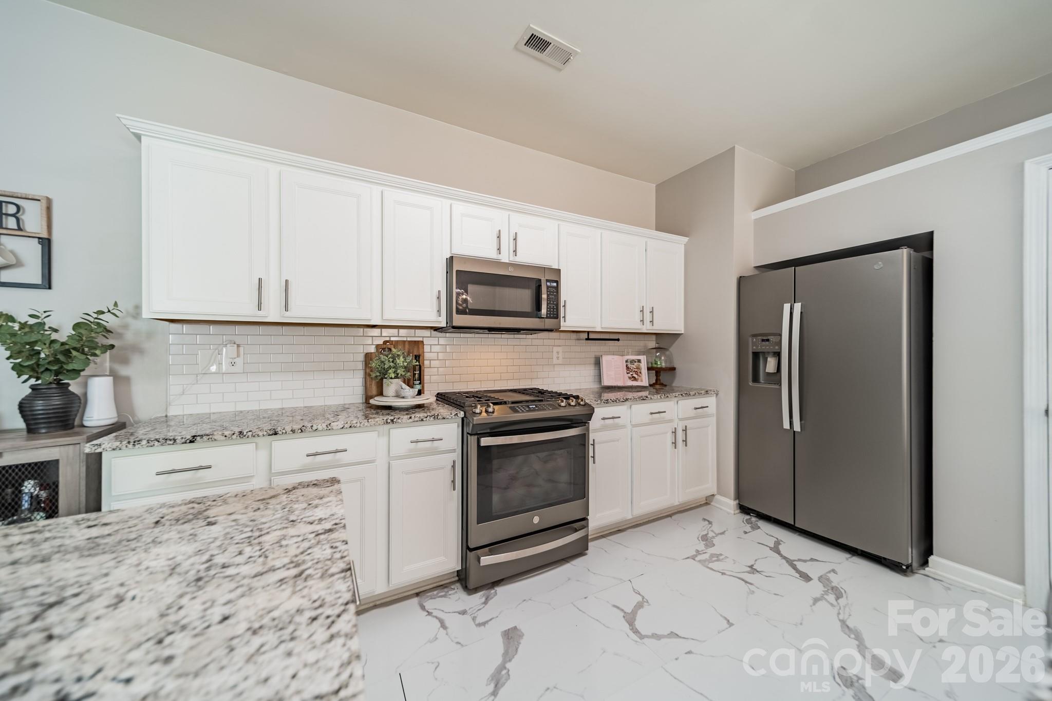 12922 Rothe House Road, Charlotte, NC - photo 13 of 48
