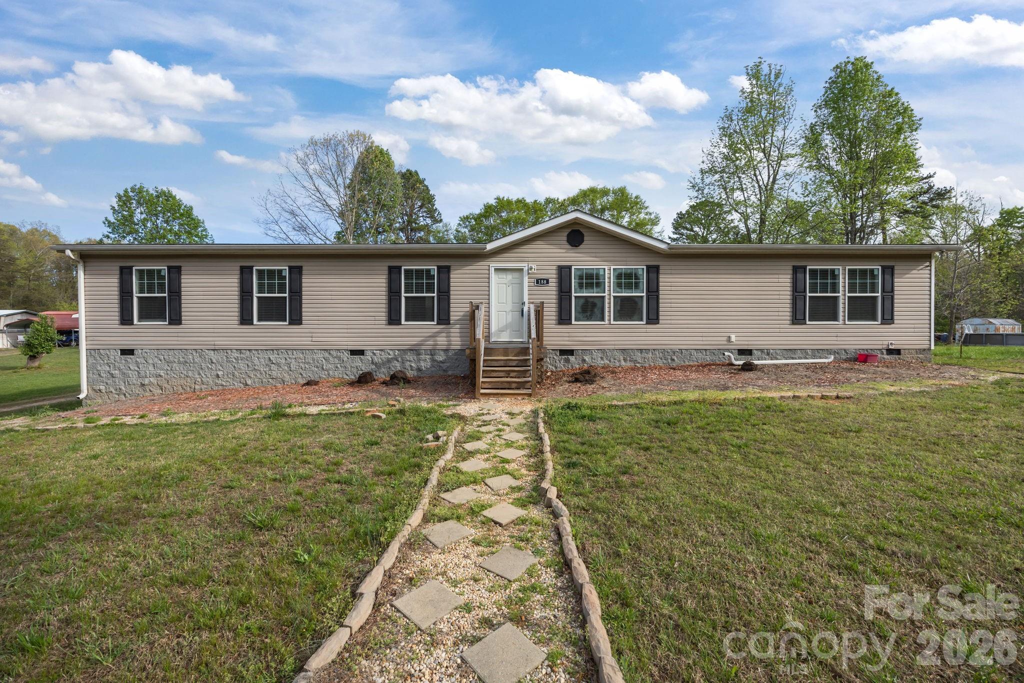 Photo 2 of 188 Low Lane, Statesville, NC