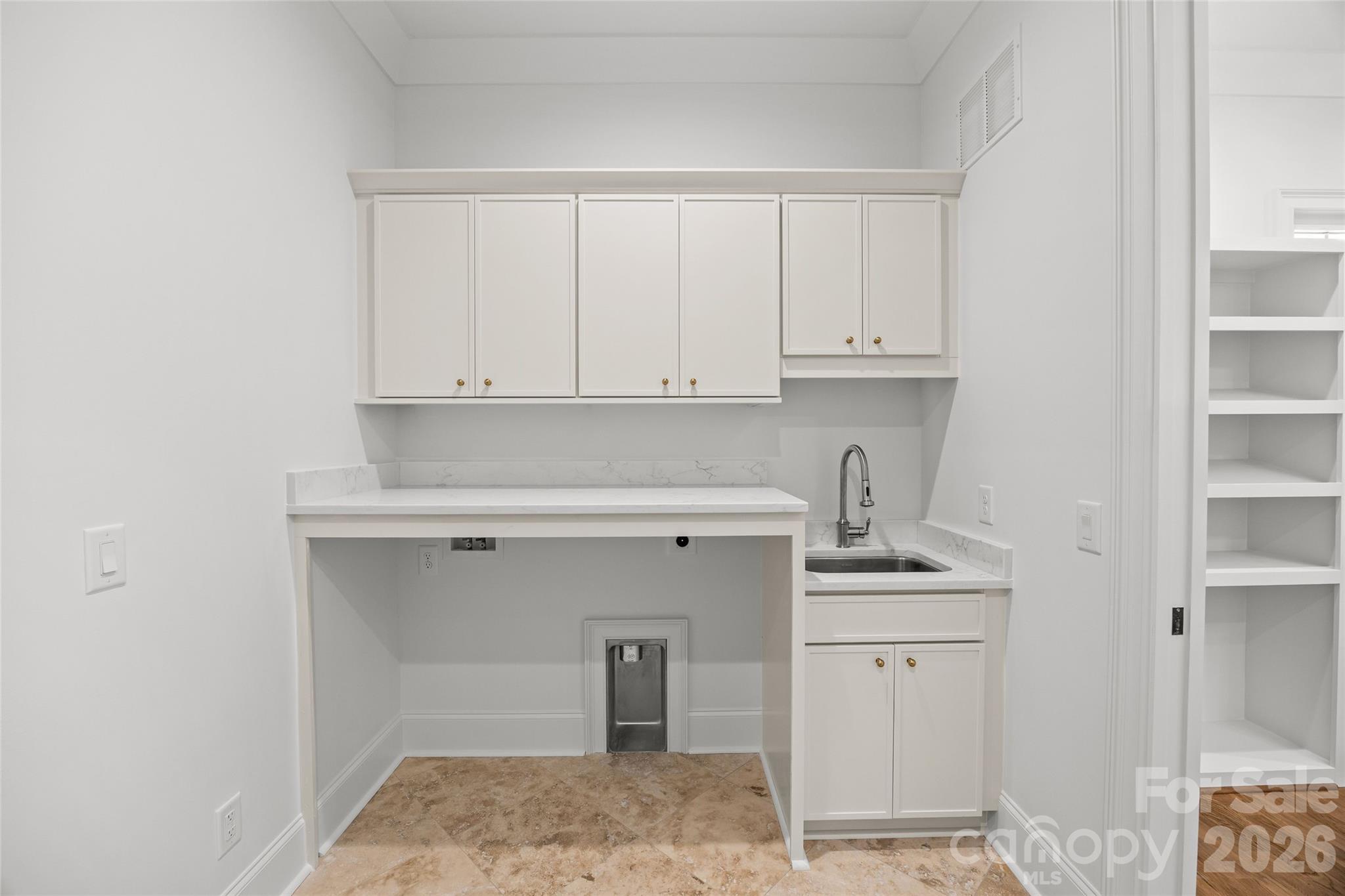 Photo 24 of 4715 Montclair Avenue, Charlotte, NC