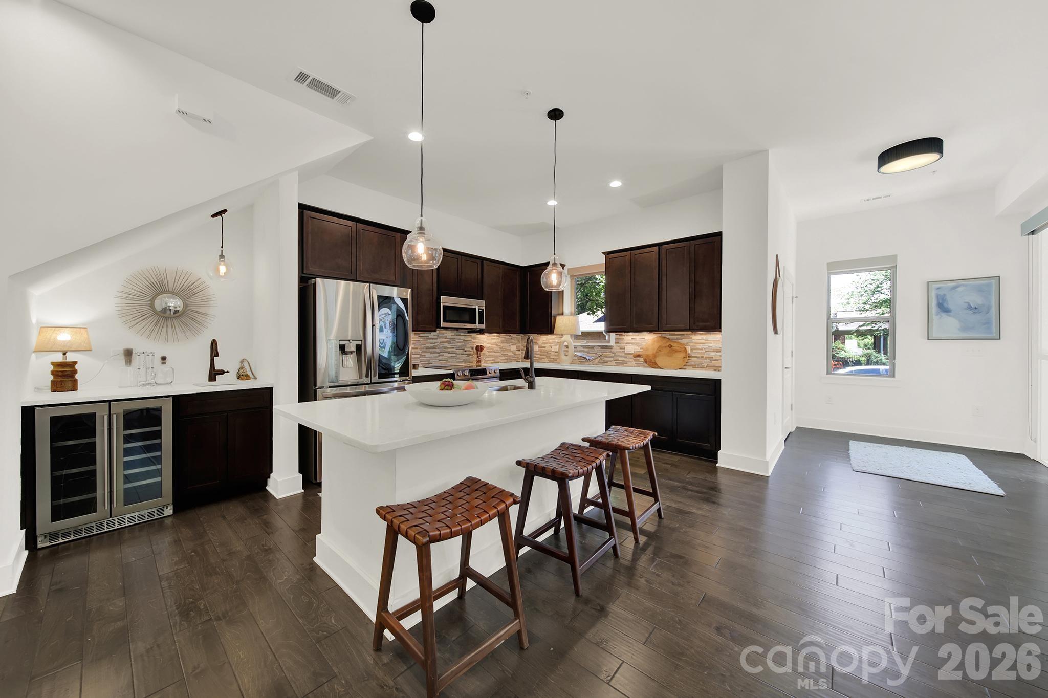 Photo 7 of 1500 Kenilworth Avenue, Charlotte, NC