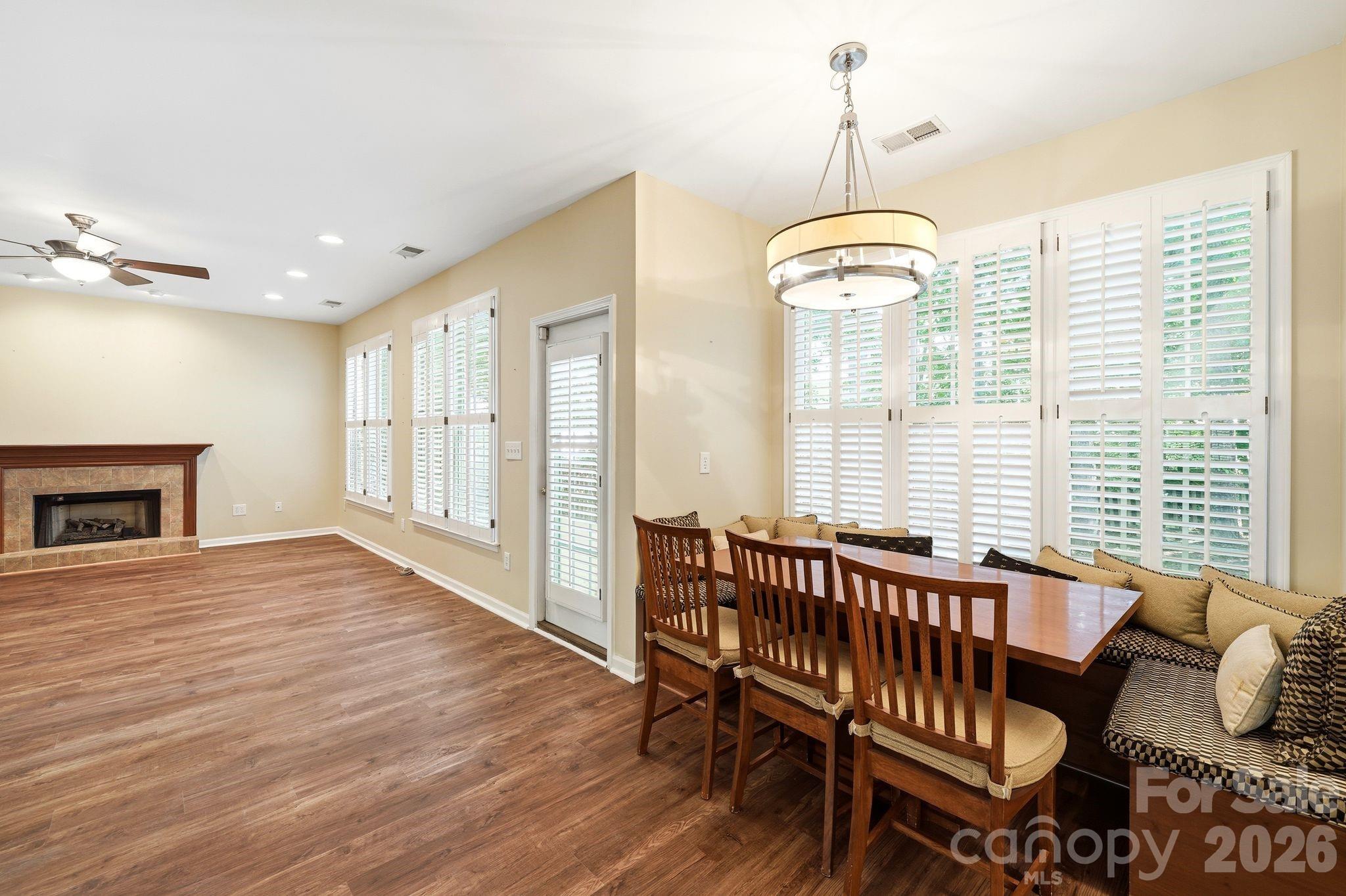 Photo 19 of 7711 Abbotsinch Court, Charlotte, NC