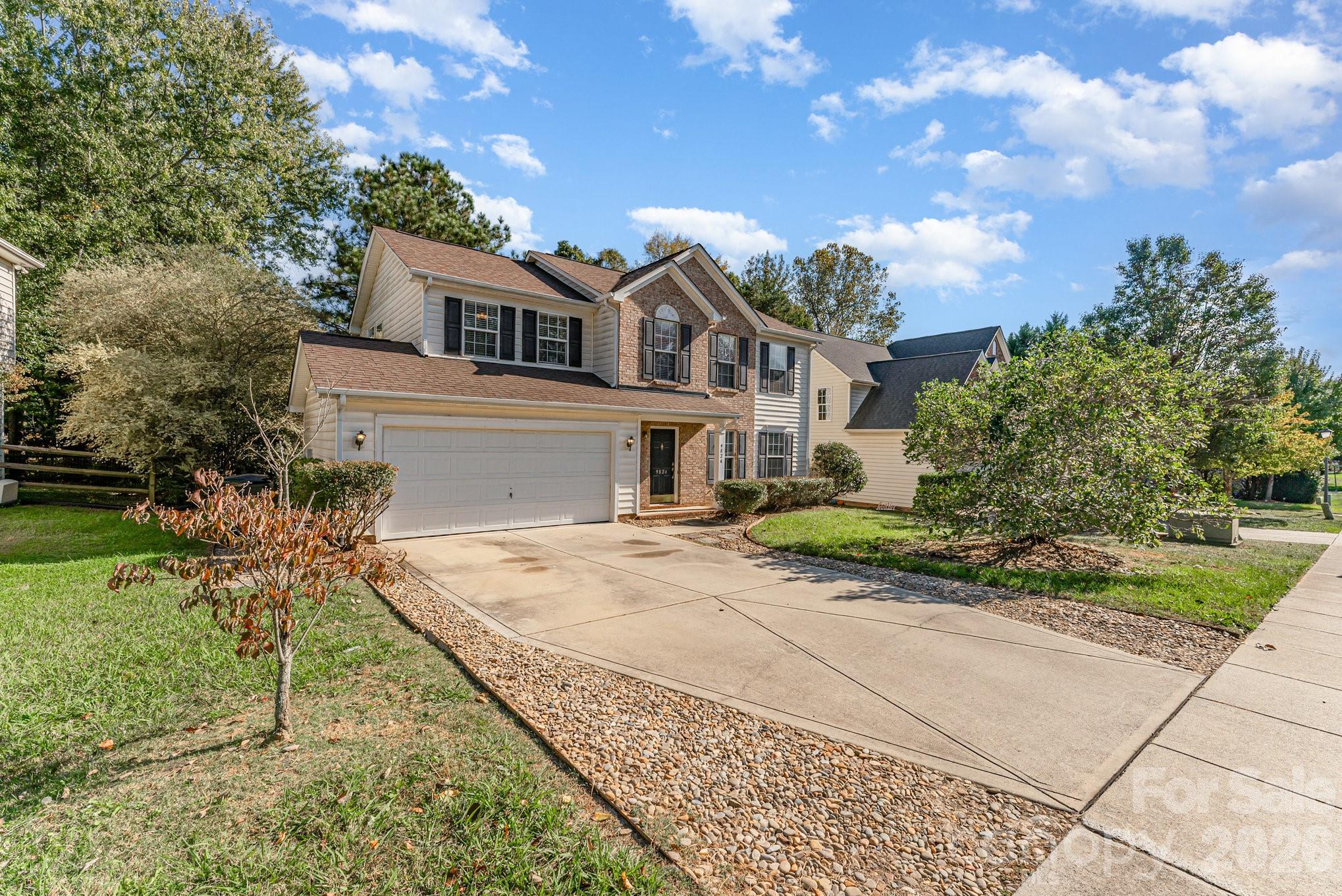 Photo 2 of 9824 Dauphine Drive, Charlotte, NC