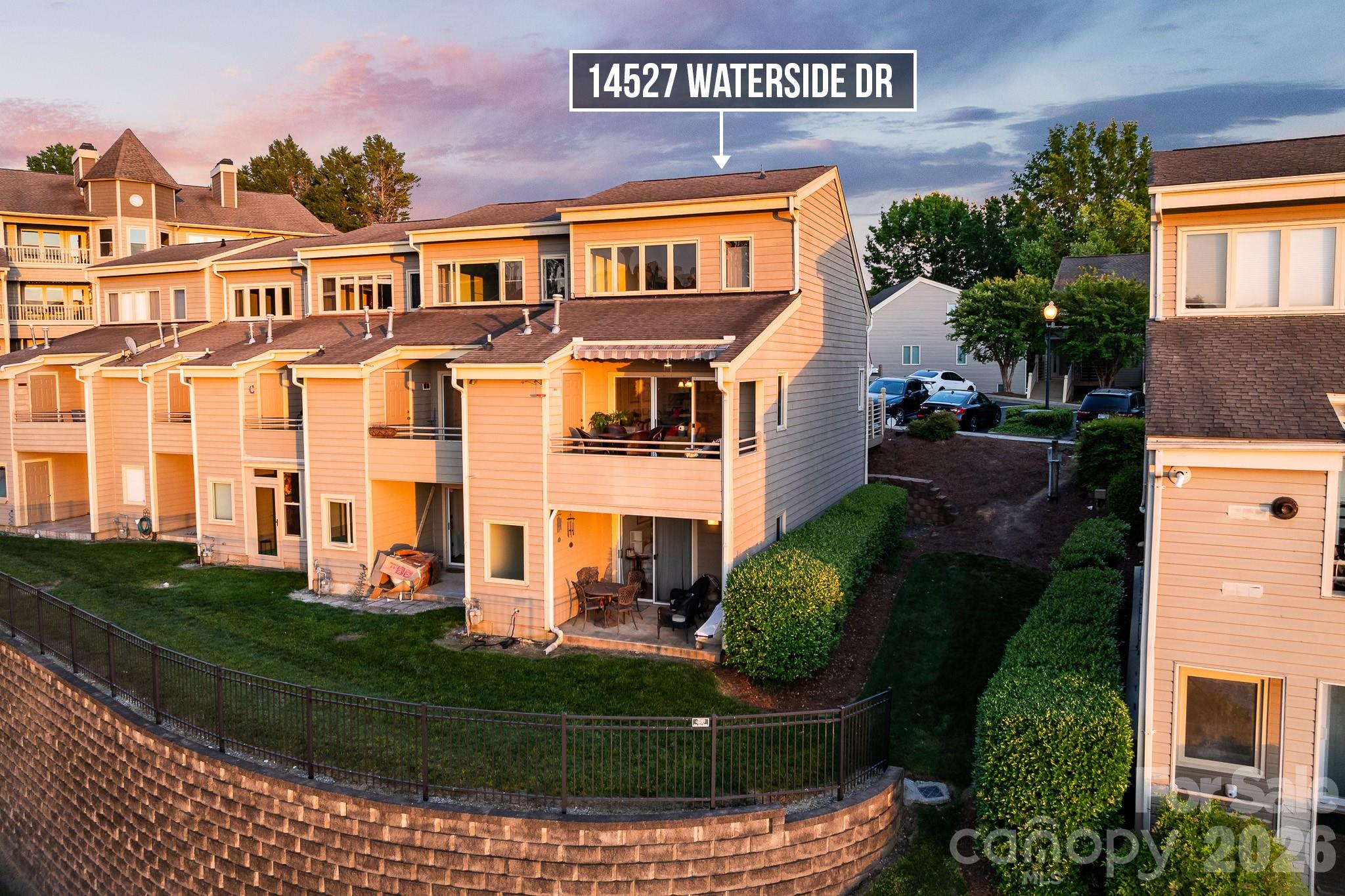 Photo 26 of 14527 Waterside Drive, Charlotte, NC