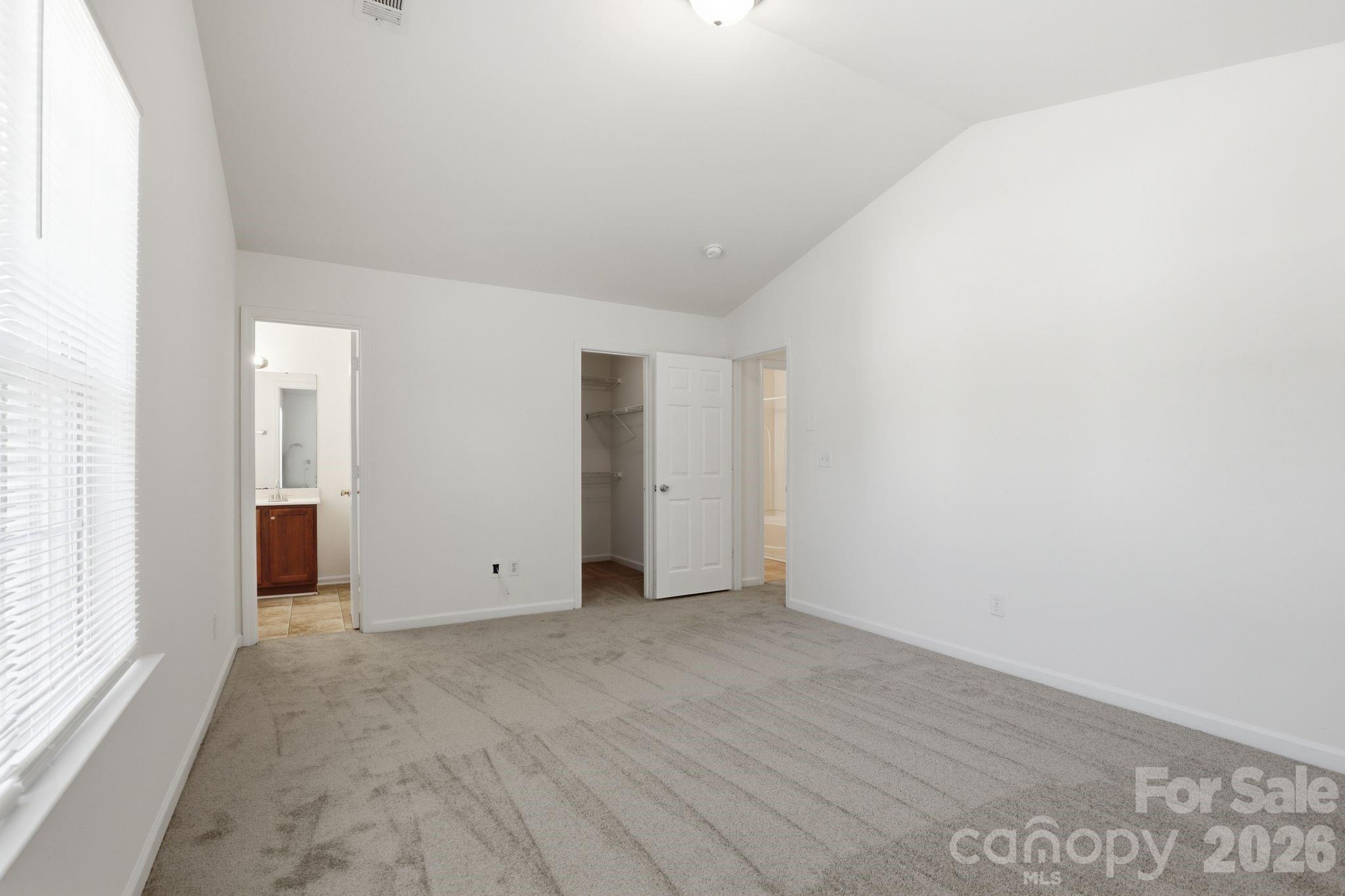 Photo 12 of 5623 Henderson Oaks Drive, Charlotte, NC