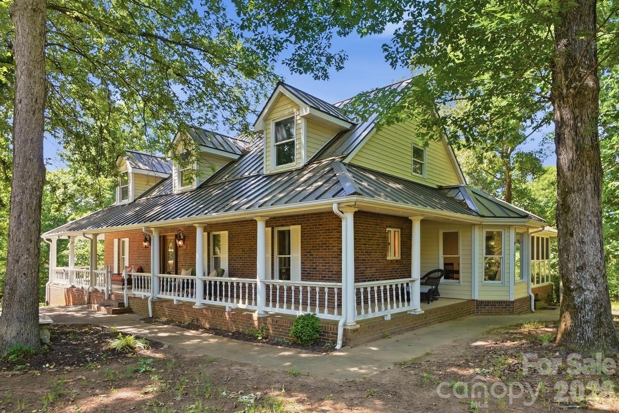 846 Windy Oaks Way, Lancaster, SC