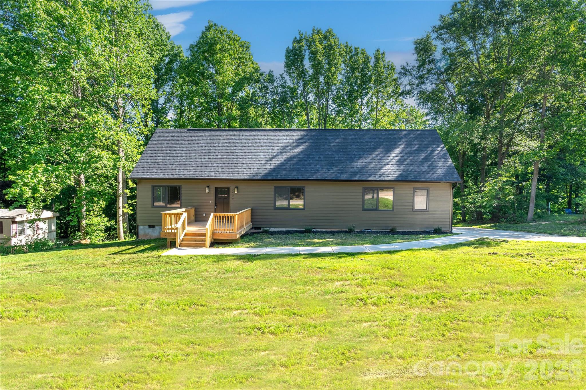 3425 Mission Trail, Lincolnton, NC - photo 1 of 29