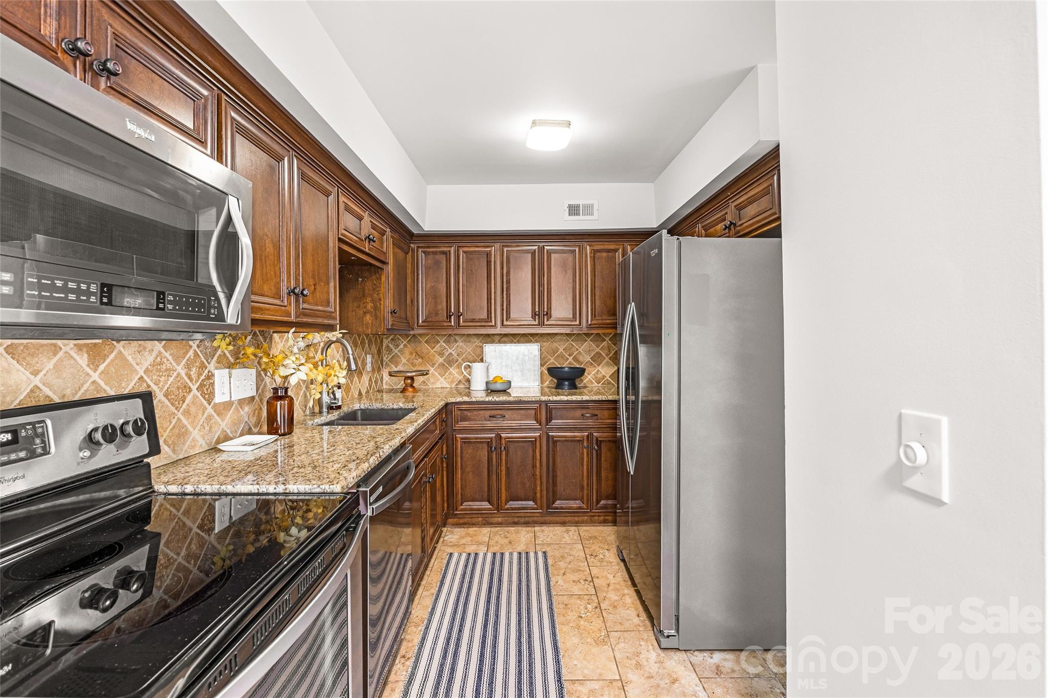 Photo 15 of 9526 Fairway Ridge Road, Charlotte, NC