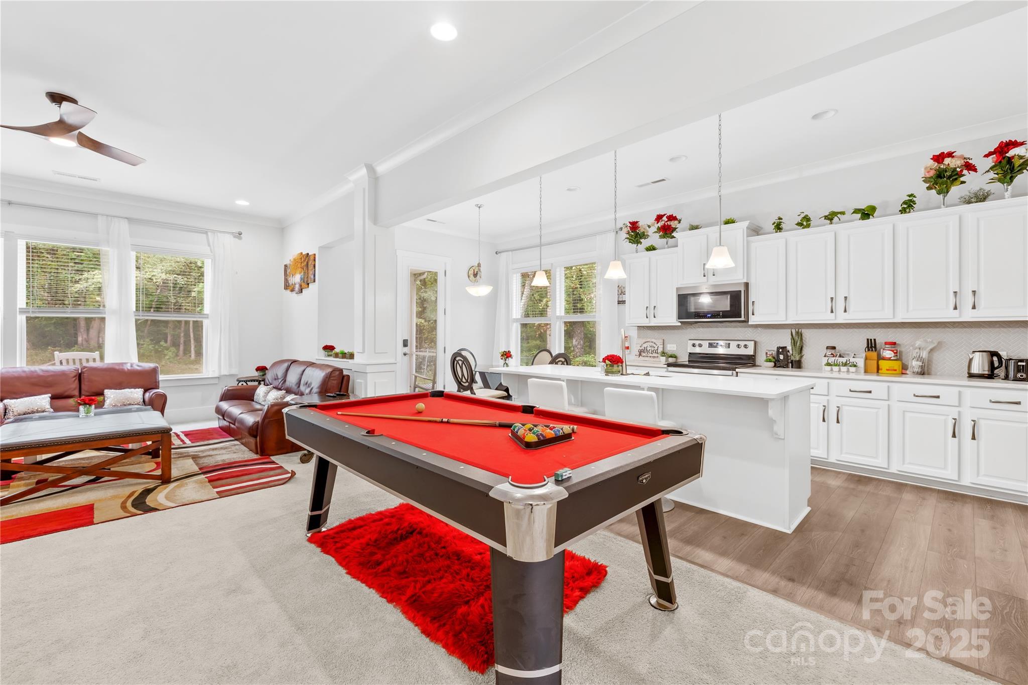 Home for sale at 1727 grace Lane, Charlotte, NC — photo 10 of 47