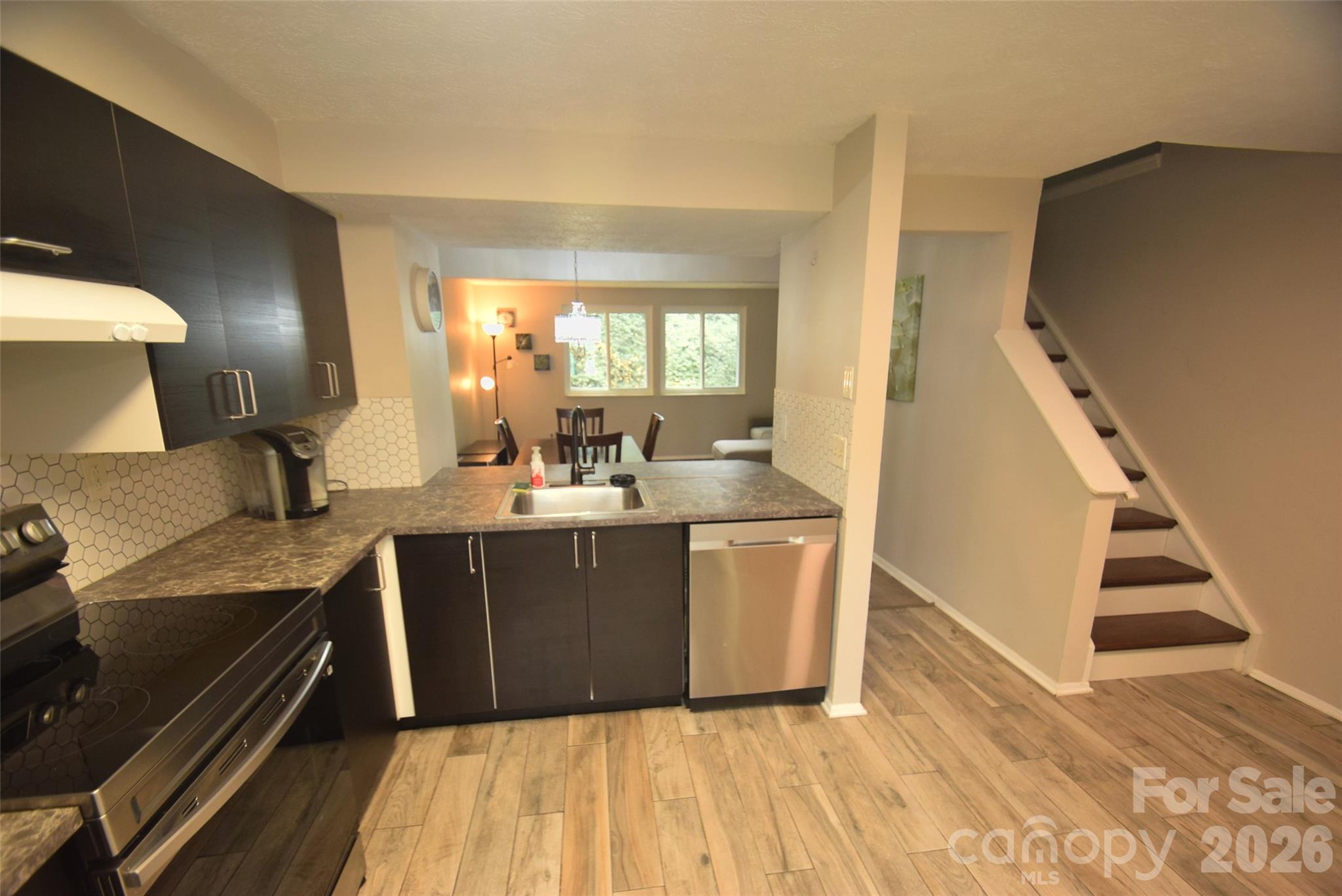 Photo 11 of 9432 Lexington CircleA, Charlotte, NC