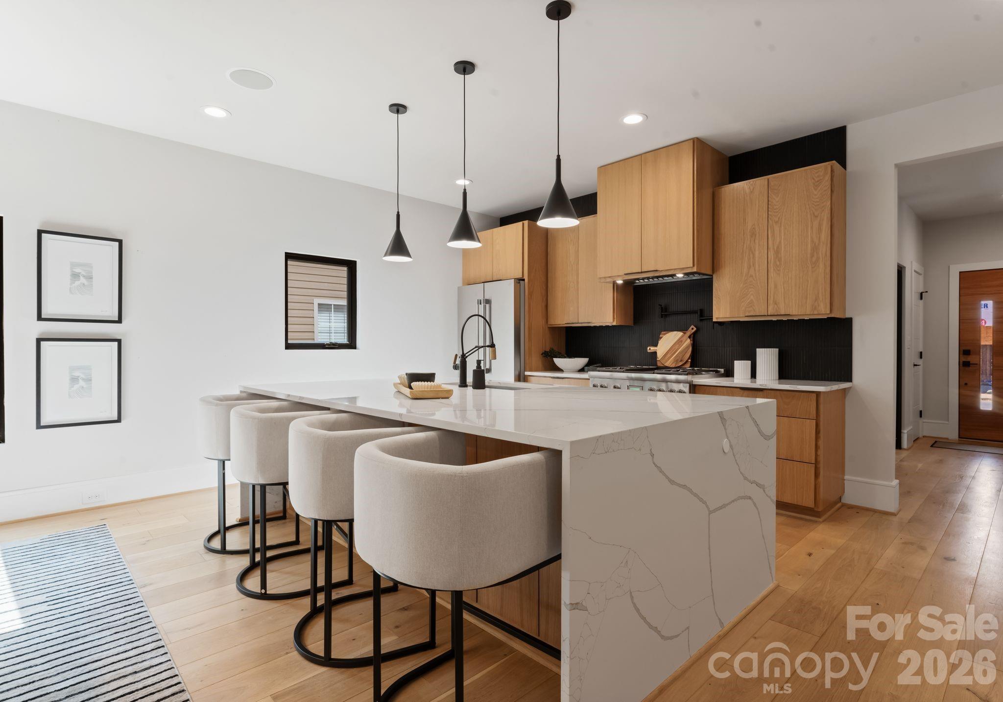 Home for sale at 1821 Umstead Street, Charlotte, NC — photo 6 of 21