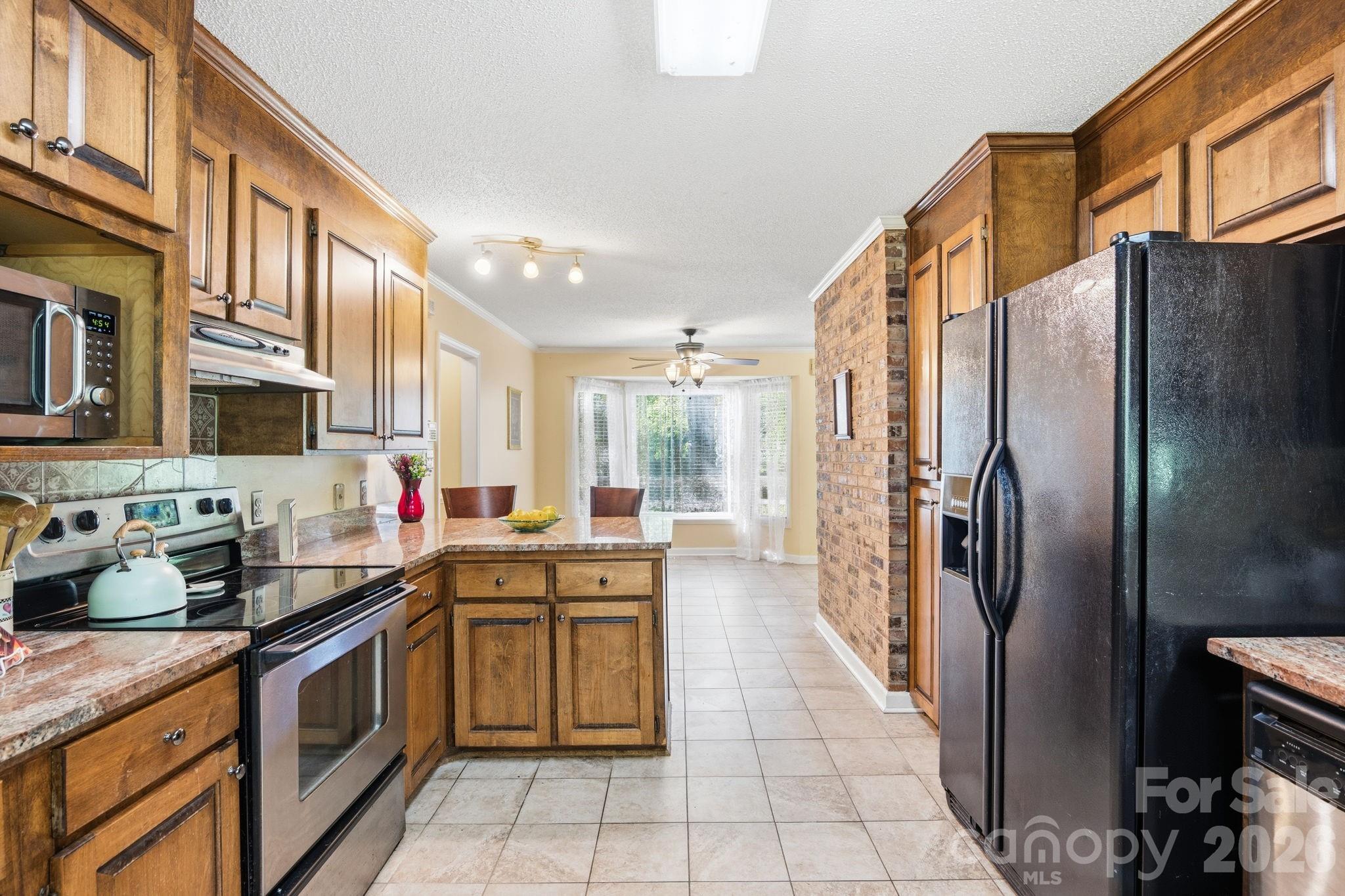 1775 Apple Tree Lane, Fort Mill, SC - photo 9 of 46