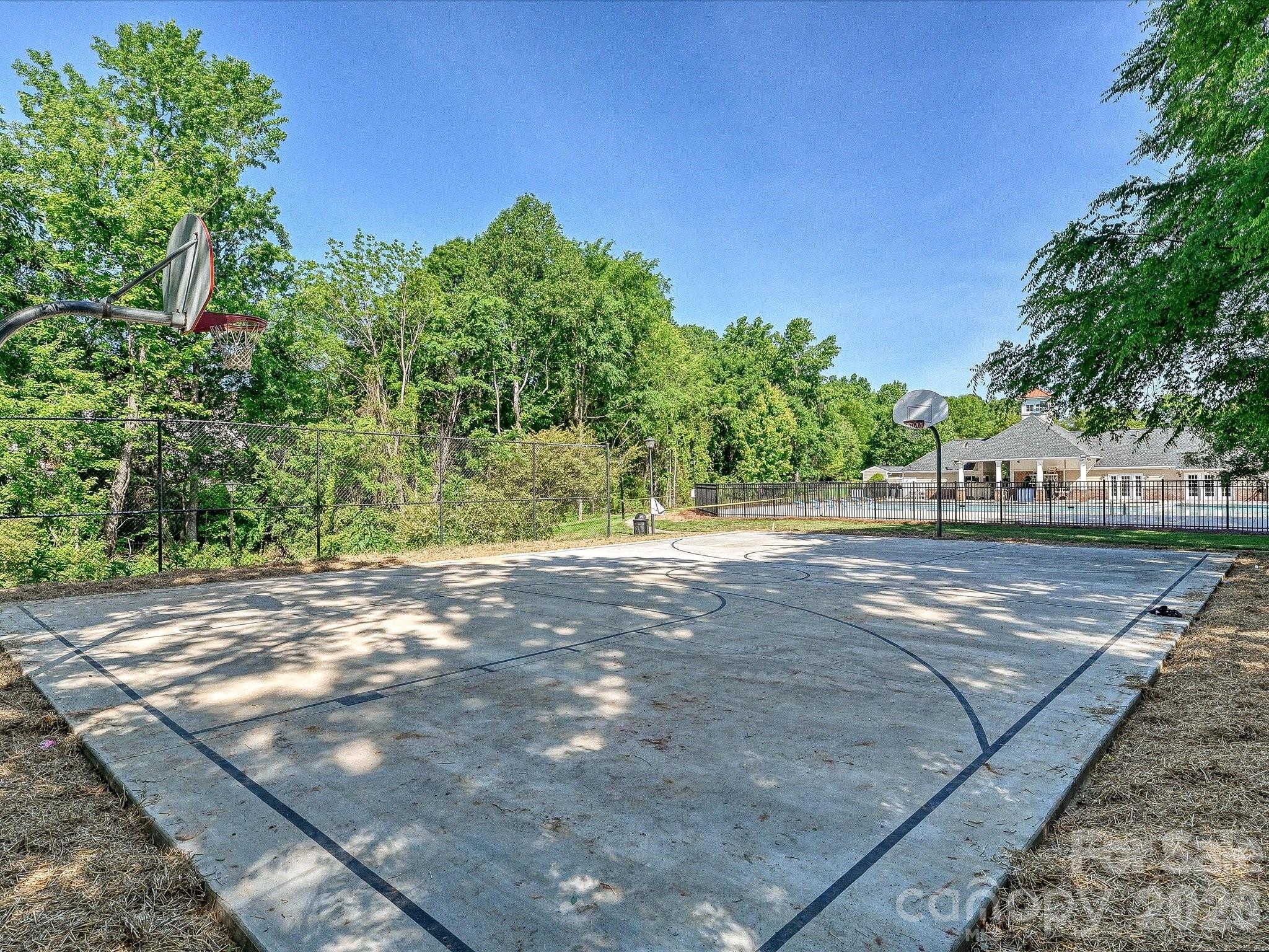Photo 39 of 9132 Royal Highlands Court, Charlotte, NC