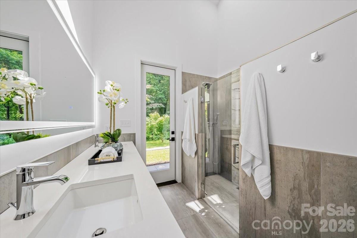 3304 Mar Vista Circle, Charlotte, NC - photo 28 of 47