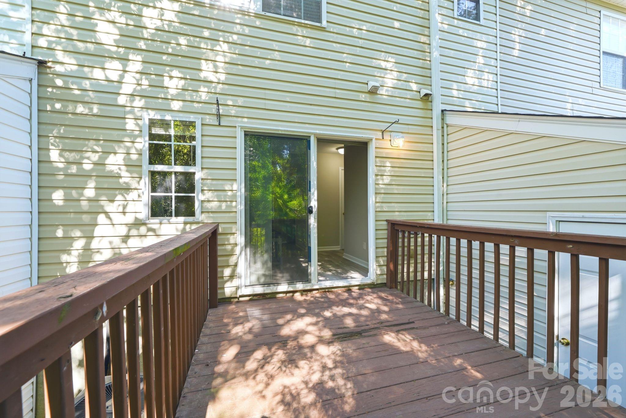 687 Rock Lake Glen, Fort Mill, SC - photo 33 of 36