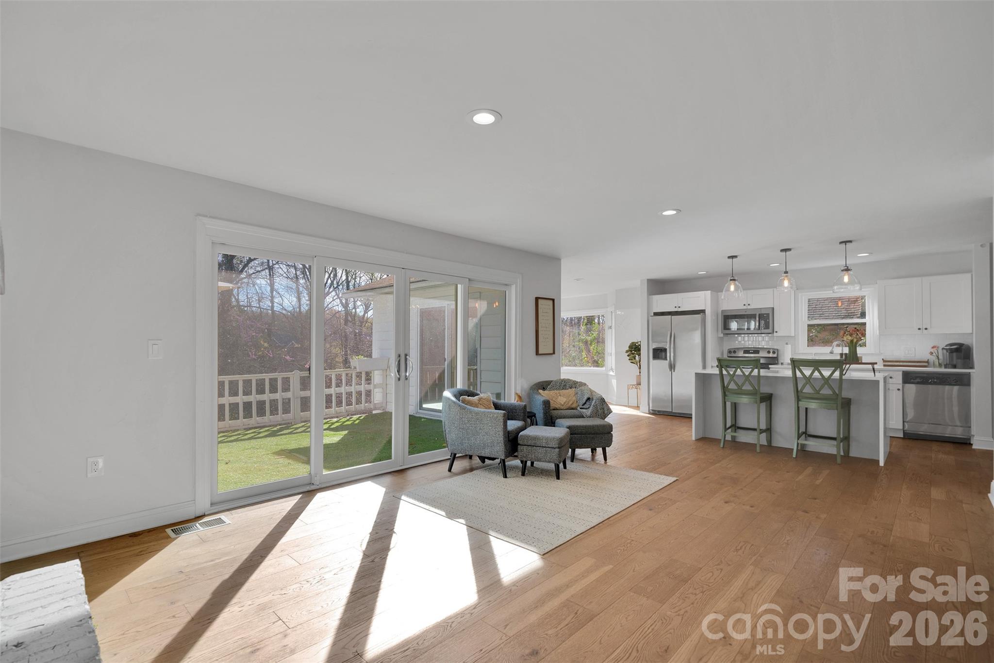 Photo 13 of 301 Hillandale Drive, Charlotte, NC