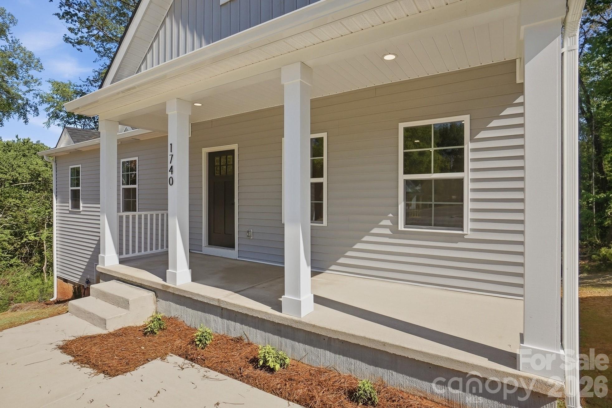 Photo 3 of 1740 Moss Court, Gastonia, NC